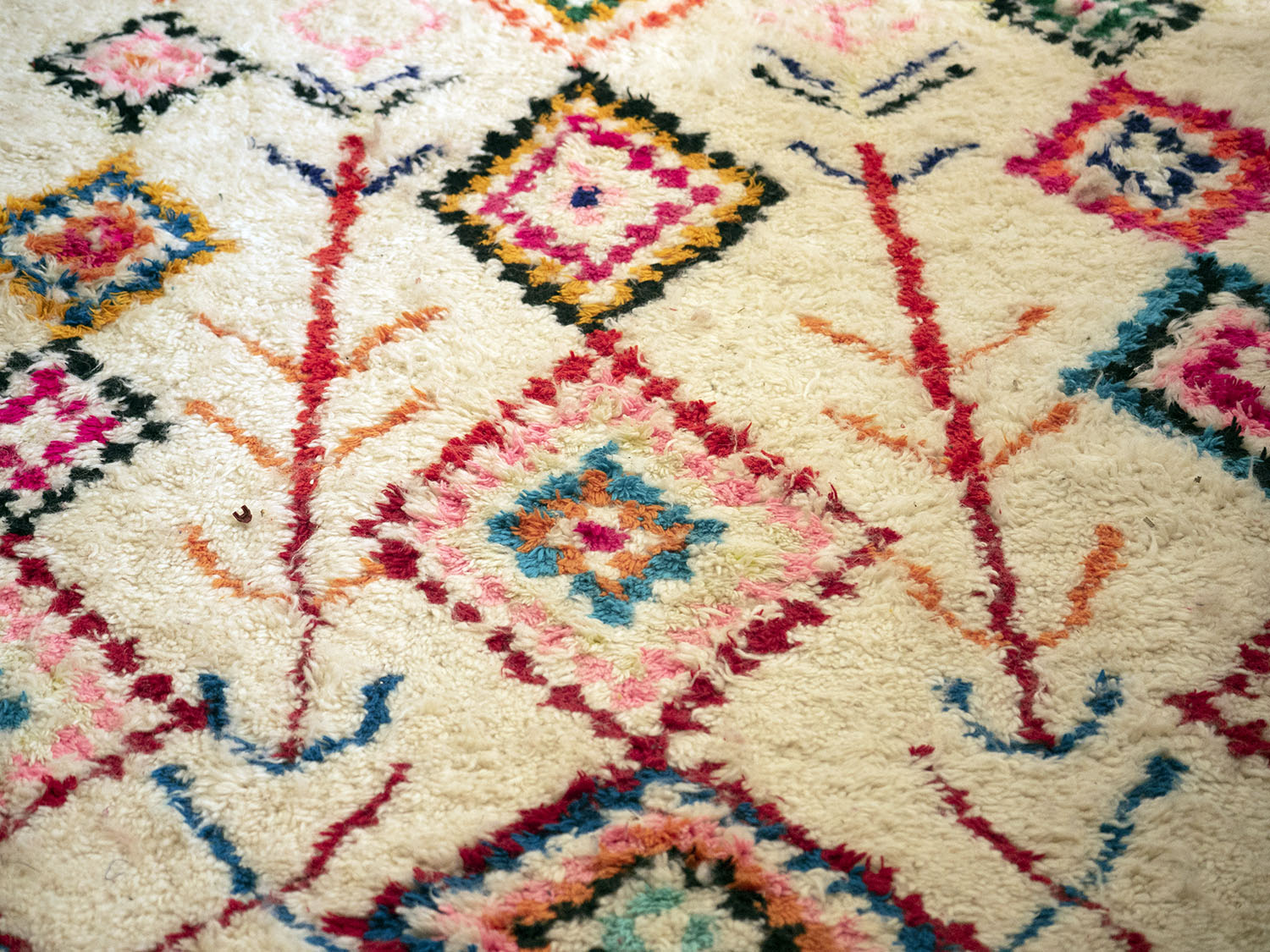 Celebrate The Latest Interior Design Trend Of The Moroccan Berber Rug ...