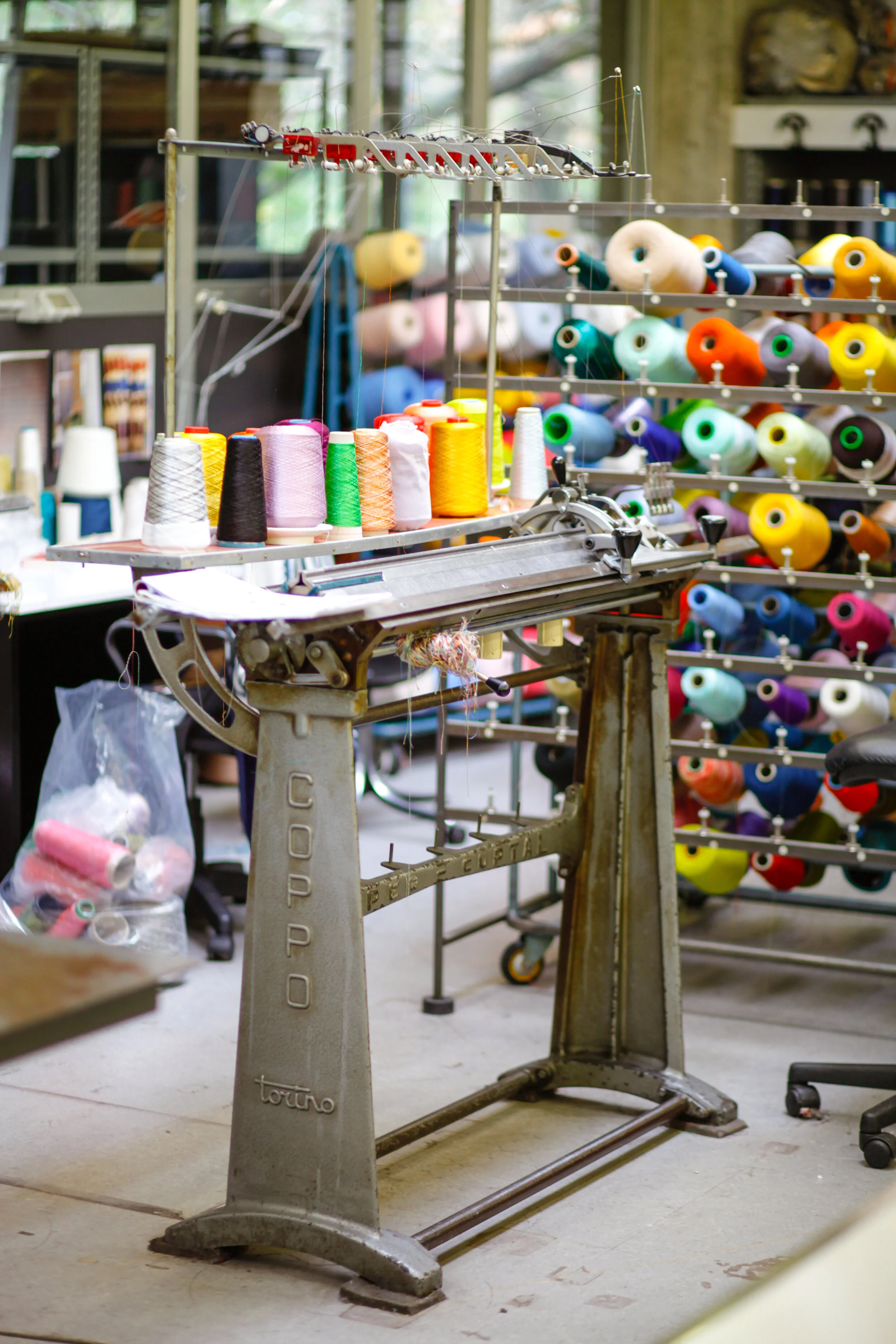 Machine à tricoter manuelle - Coppo — Les Indispensables