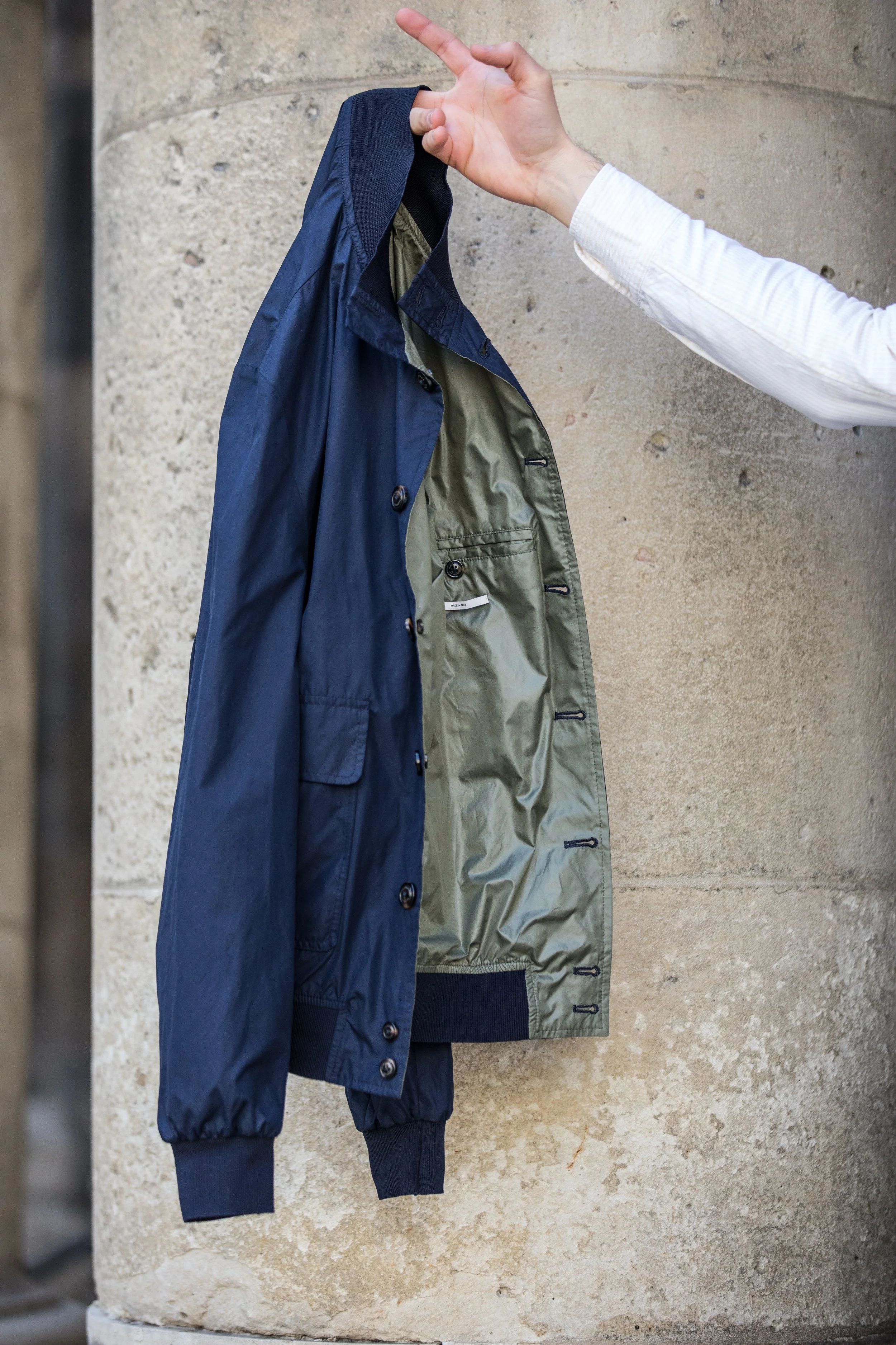 Valstar Milano - Des pièces “ultra-légères” — Les Indispensables