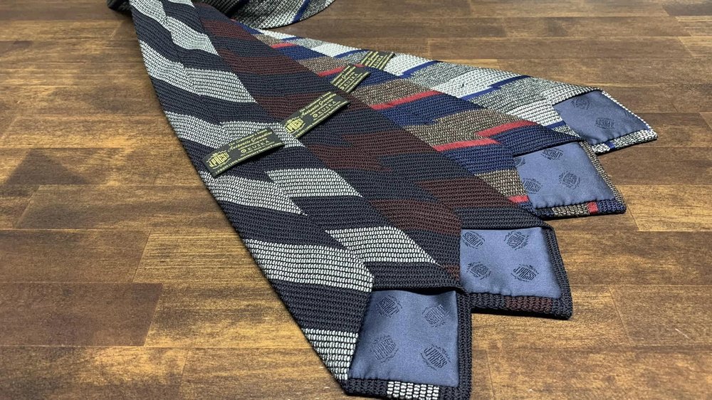 Kuska - Des tissus de cravate Japonais assez méconnus — Les Indispensables