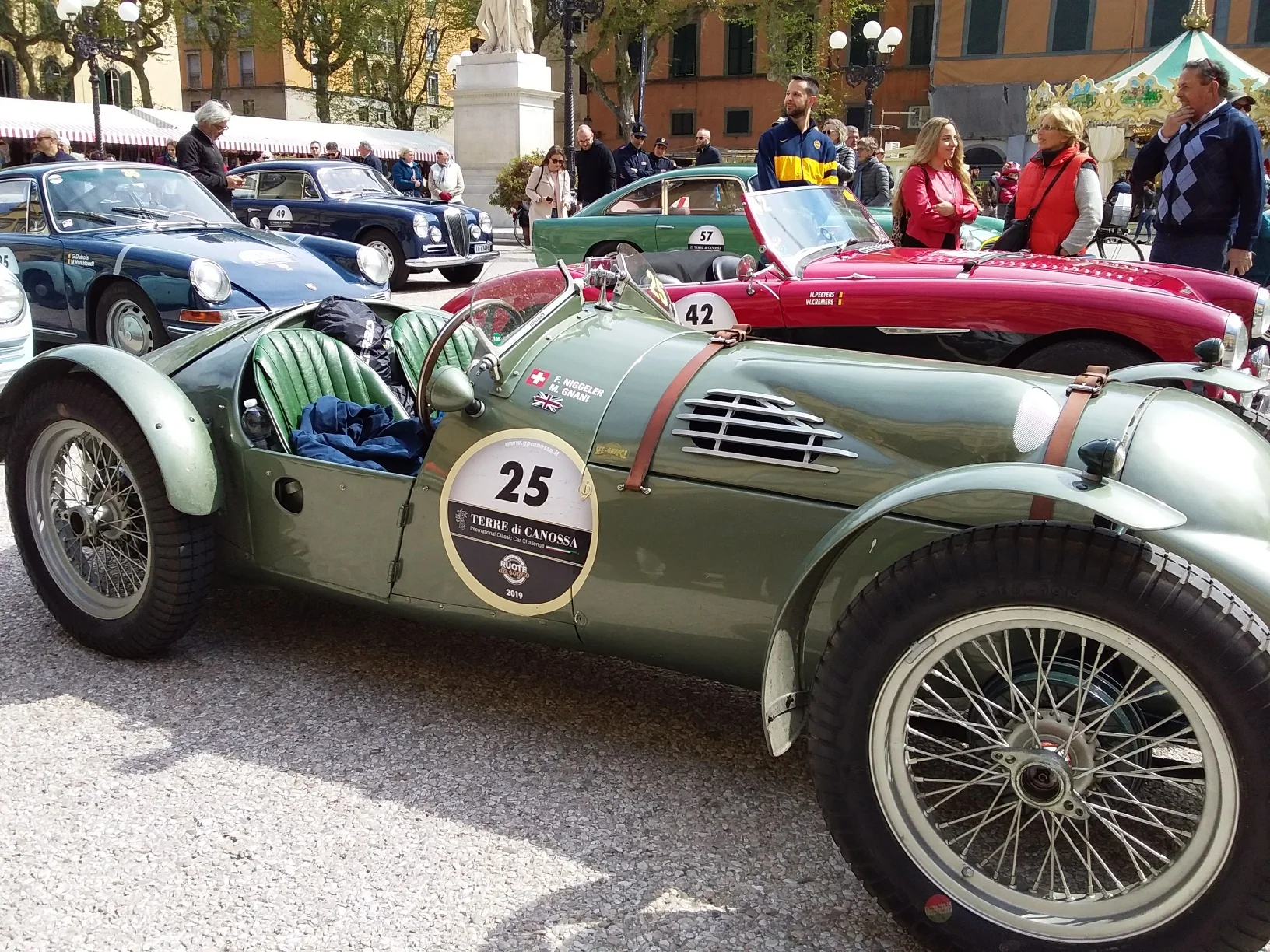 Gentleman Drivers and Gourmands: A Classic Car Rally in Italy — Two ...
