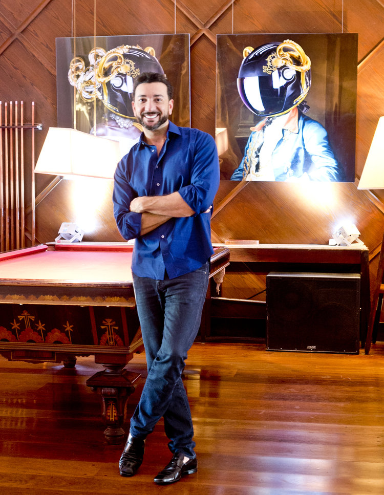 About — Chic Evolution in Art