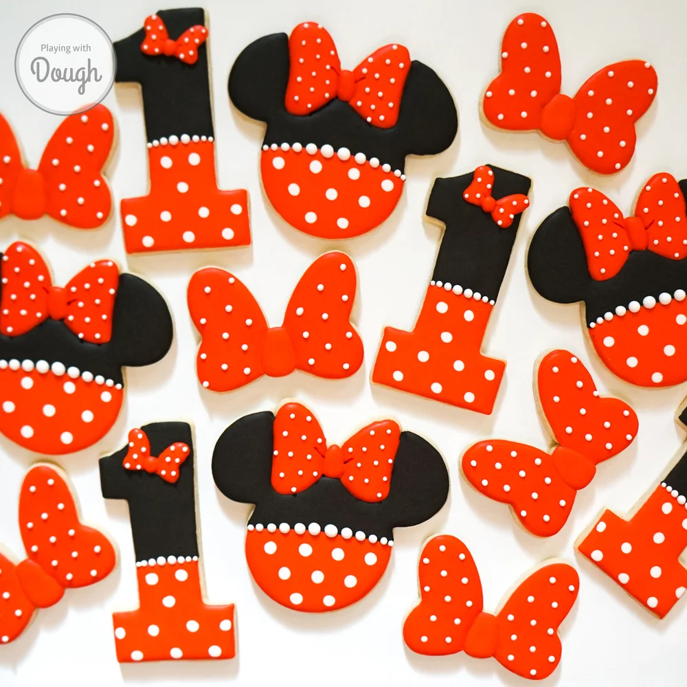 Minnie Mouse Bow Cookies