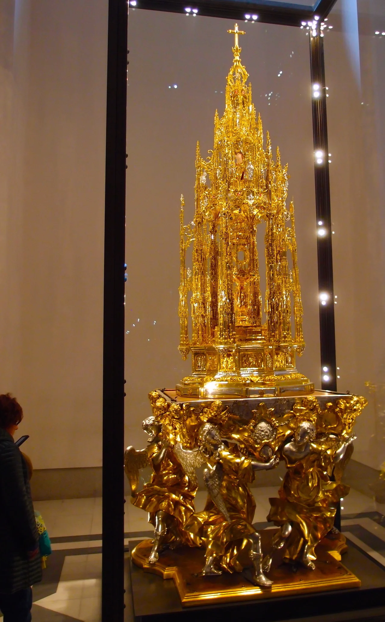 Monstrance — The Word is Catholic