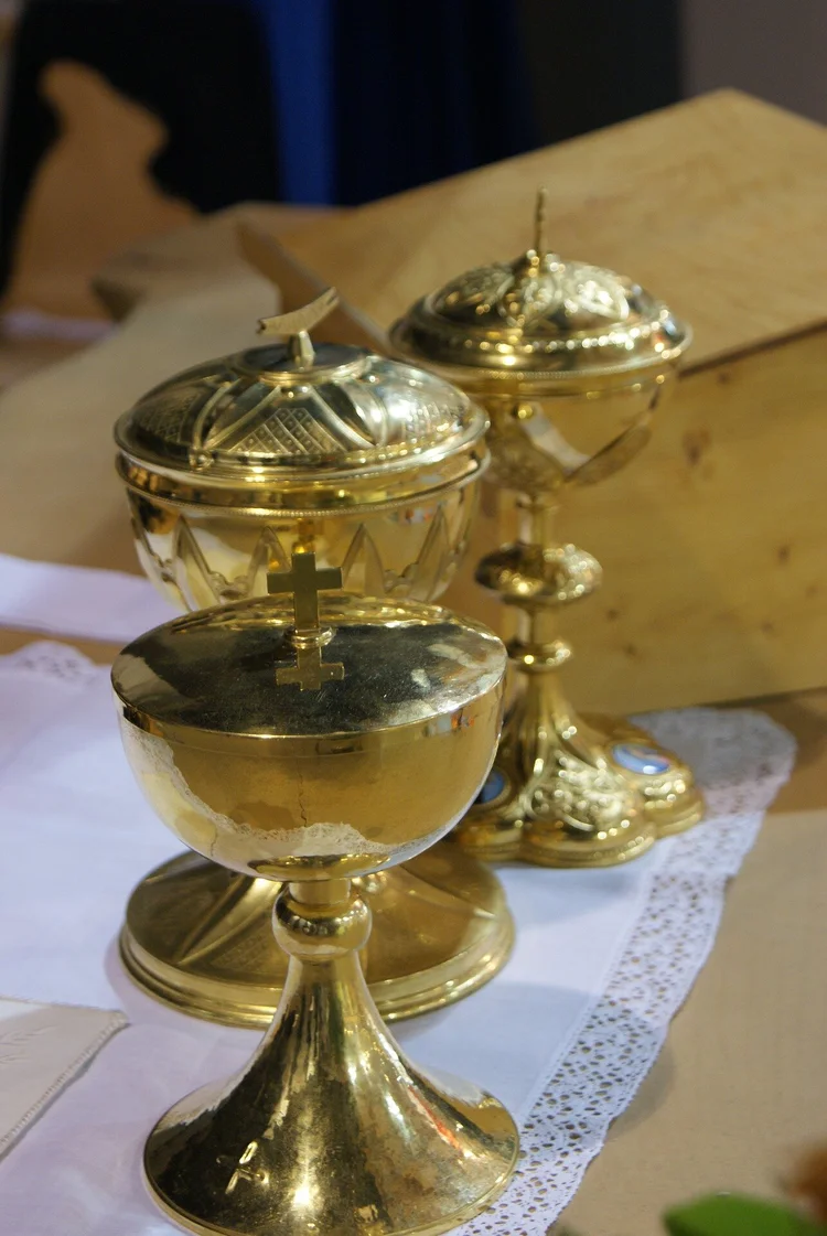 Monstrance — The Word is Catholic