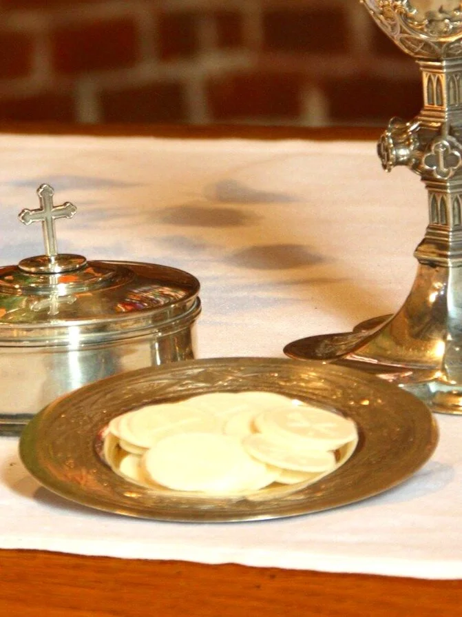 Monstrance — The Word is Catholic