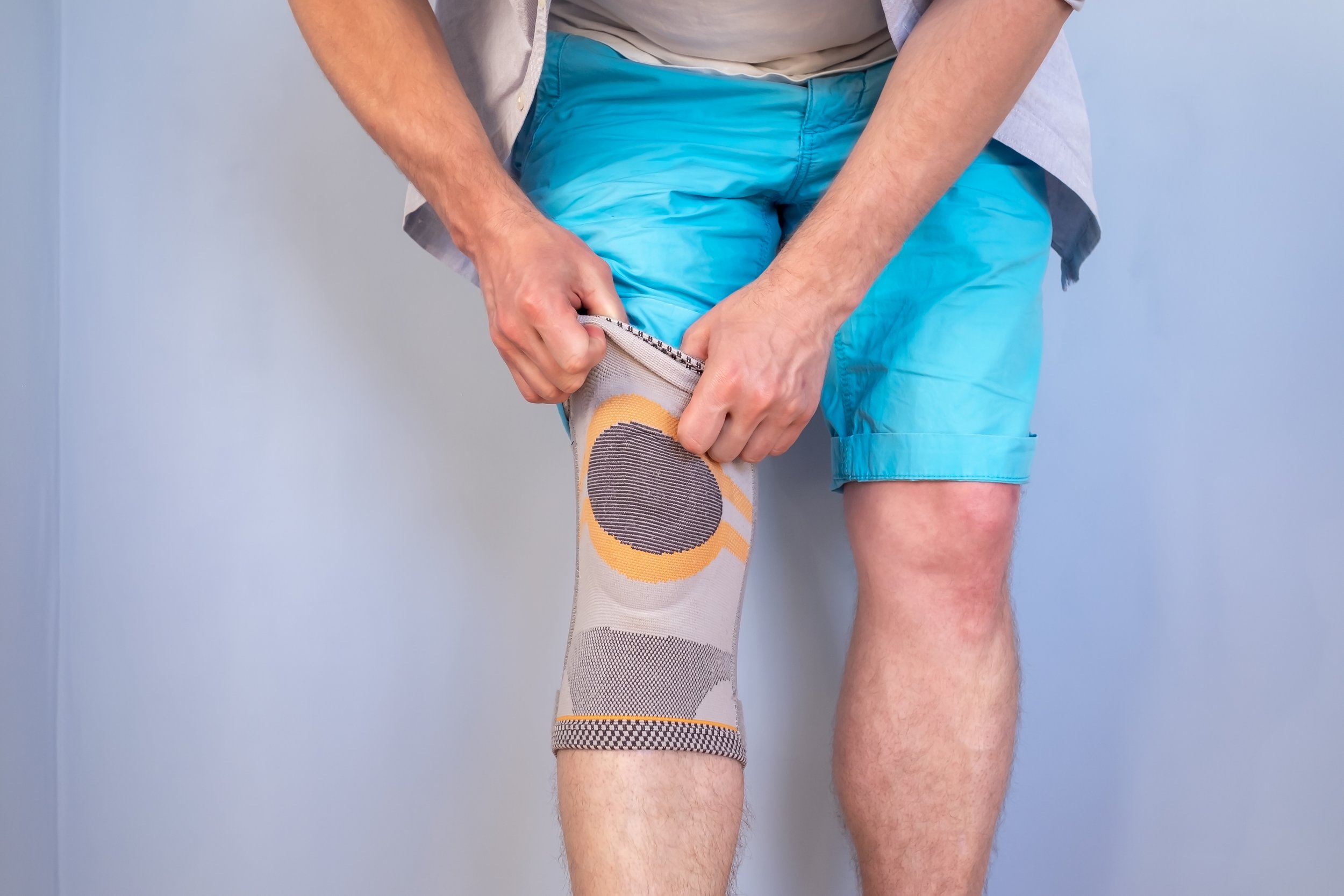 Torn Meniscus Causing Locking Sensation, Swelling And Pain In The Knee ...