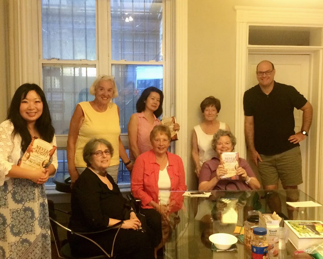 Never Caught by Erica Armstrong Dunbar - Erica Armstrong Dunbar