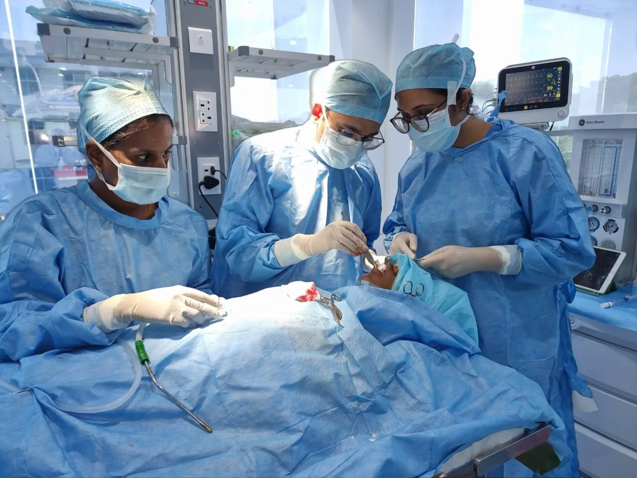 Courses — Oral & Maxillofacial Surgery