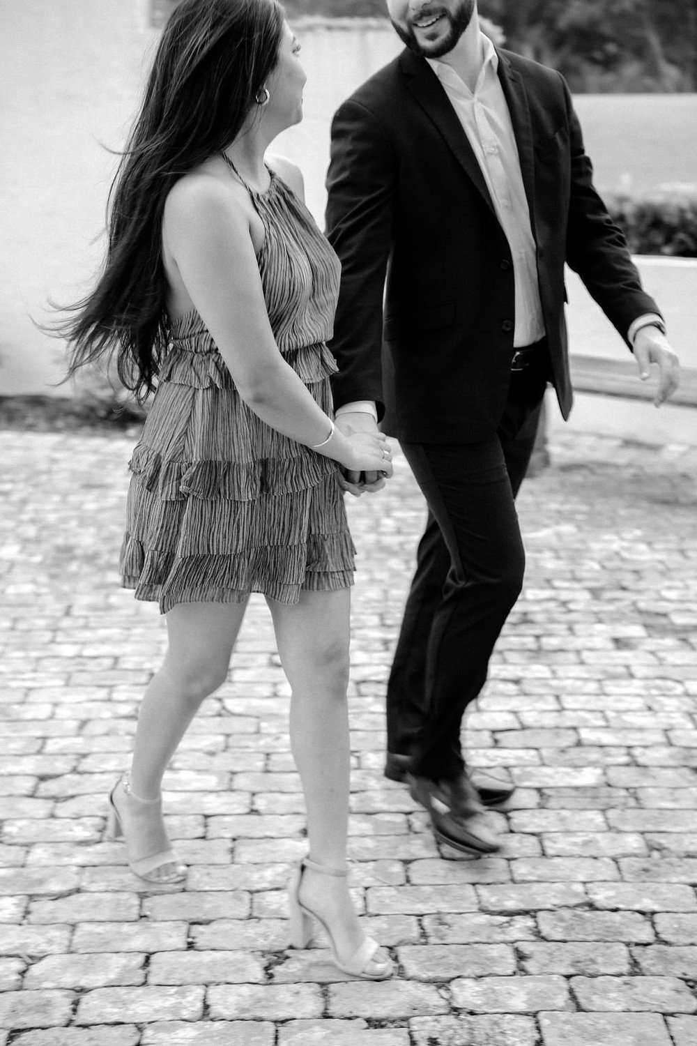 Capturing Love in Motion: Sarika and Dan's Winter Park Engagement ...