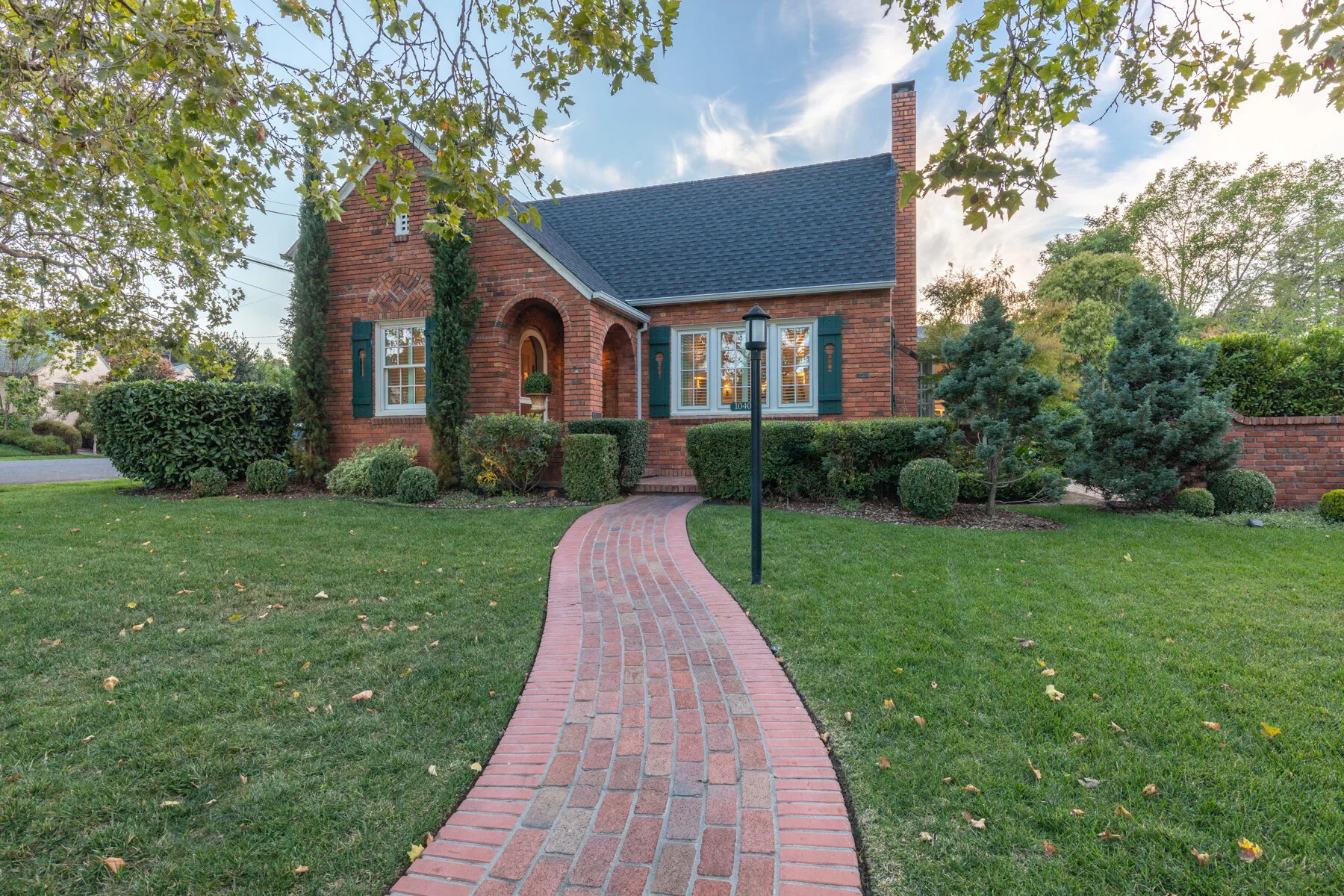 Robert J Rapp, Real Estate Broker