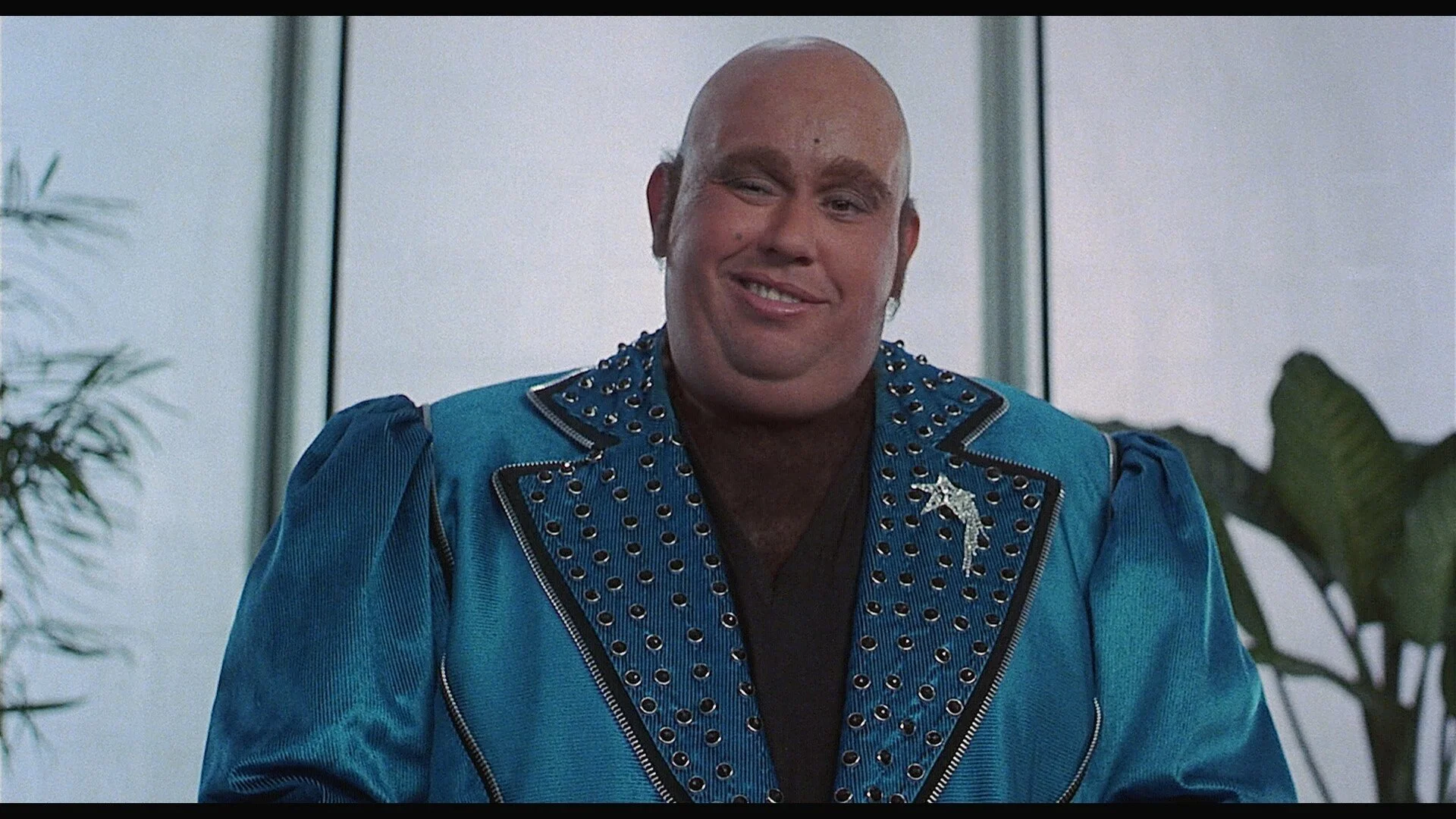 This Looks Terrible! Who's Harry Crumb? (1989) — Nathan Rabin's Happy Place