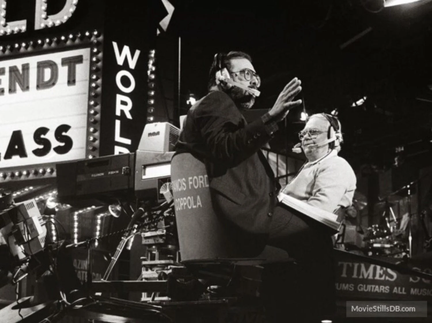 Looking Back at the Wild 1986 Episode of Saturday Night Live Produced ...