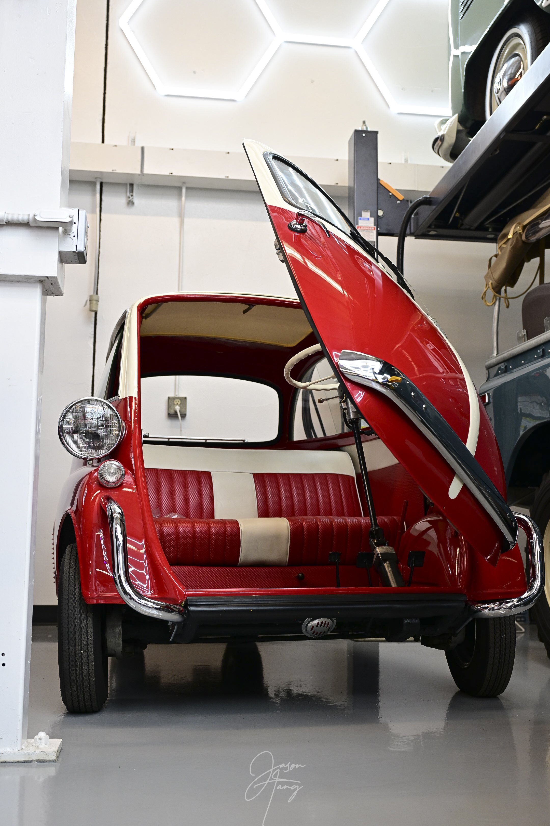 Charter Member Private Collection Tour & Social — Avants