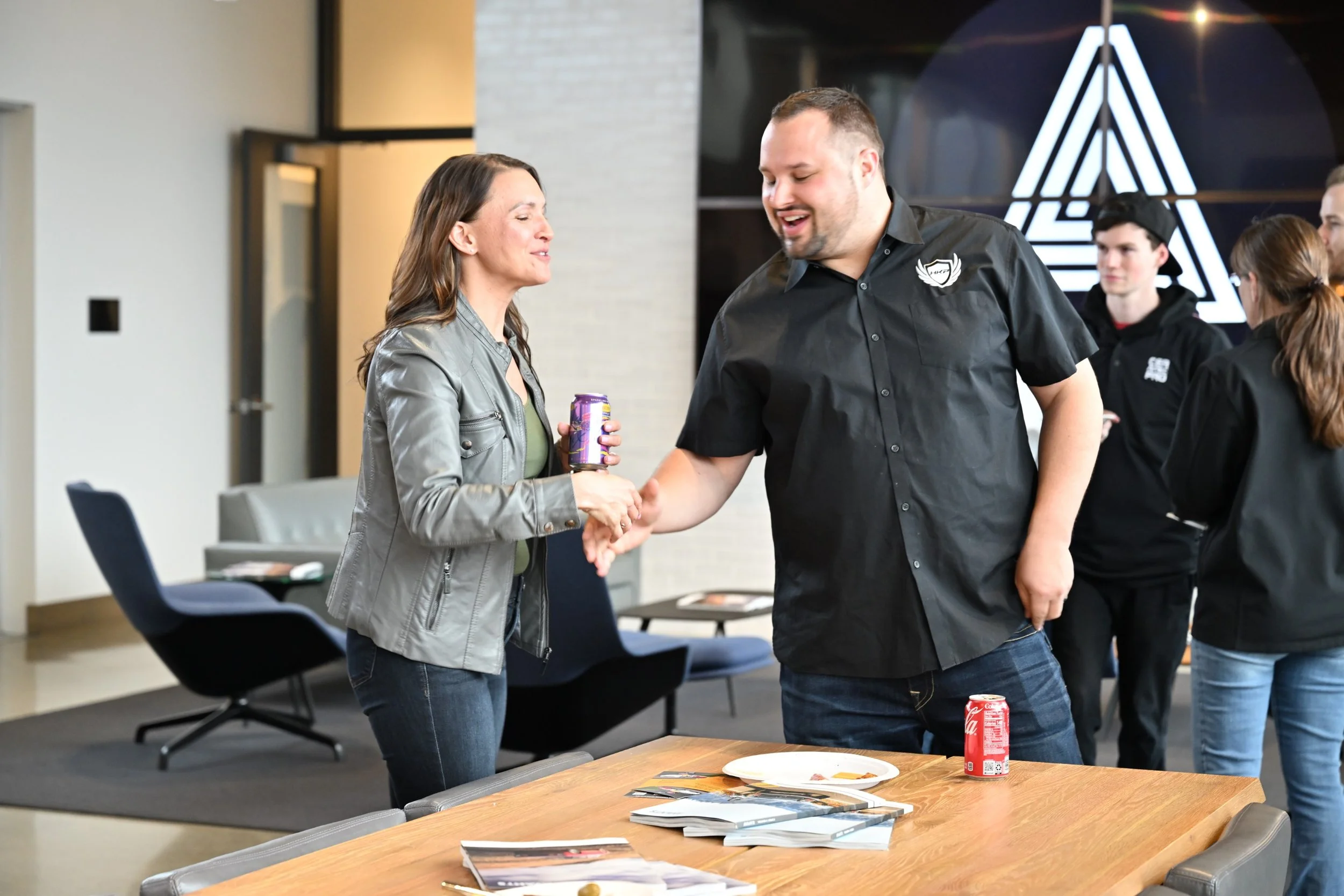 Avants Partner Social — Avants