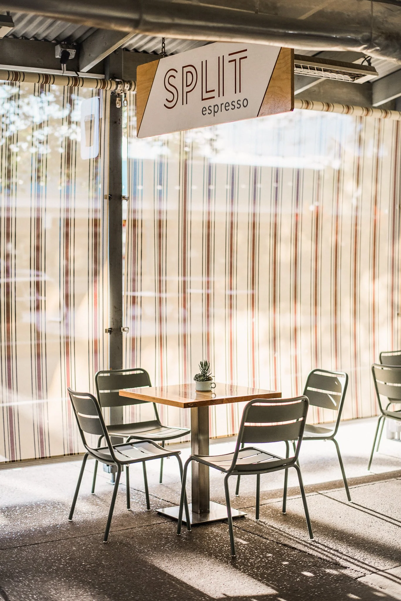 Split Cafe — Vibe Architects