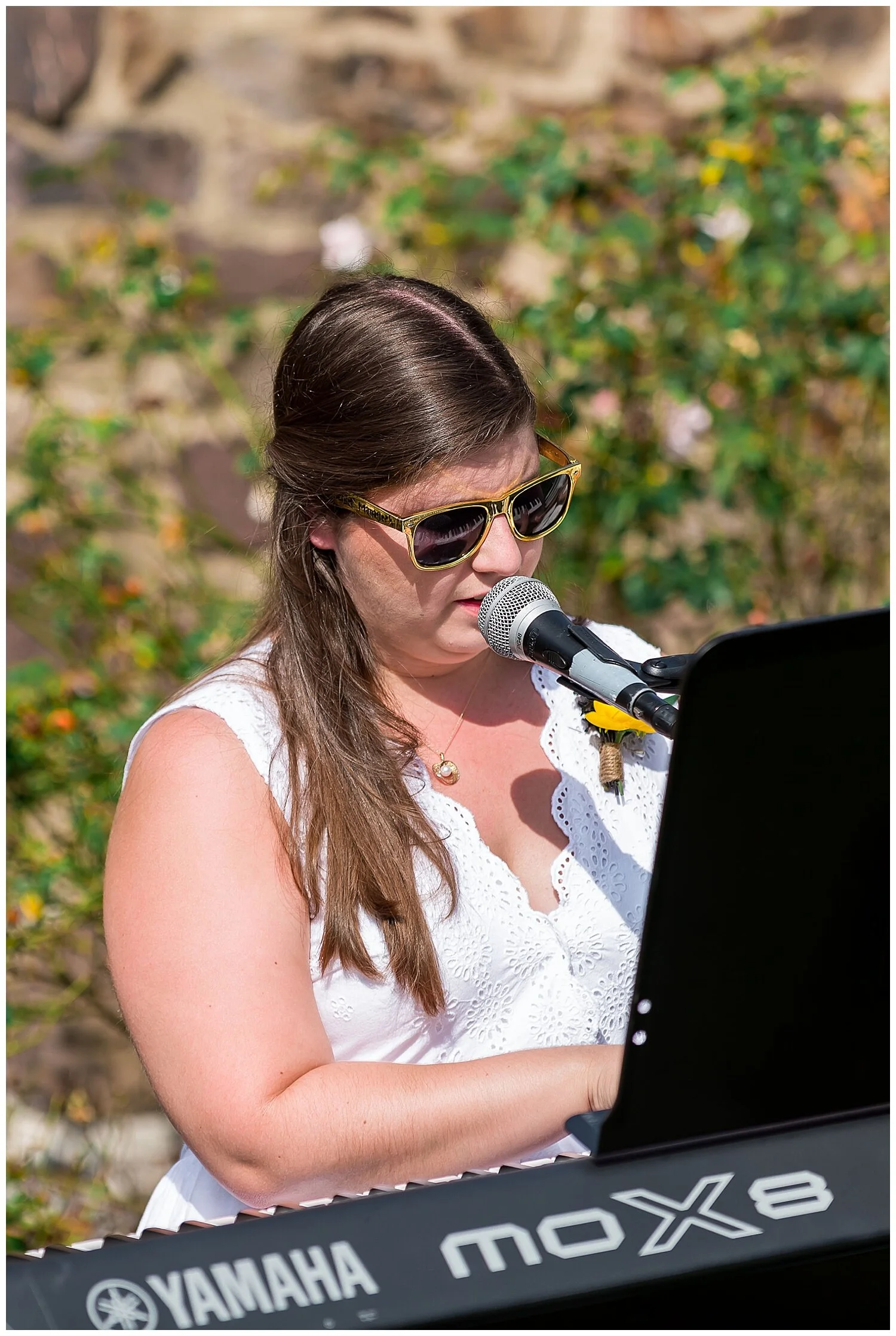 An Offbeat & Theatrical Smithville Mansion Wedding — opal & jaye ...