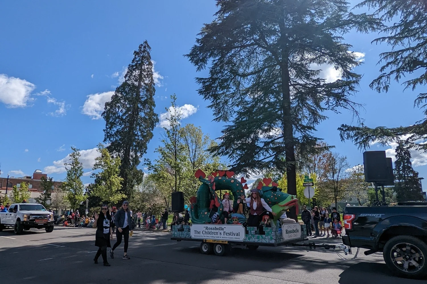 Pear Blossom Festival and Parade - spring - Medford - Rogue Valley ...