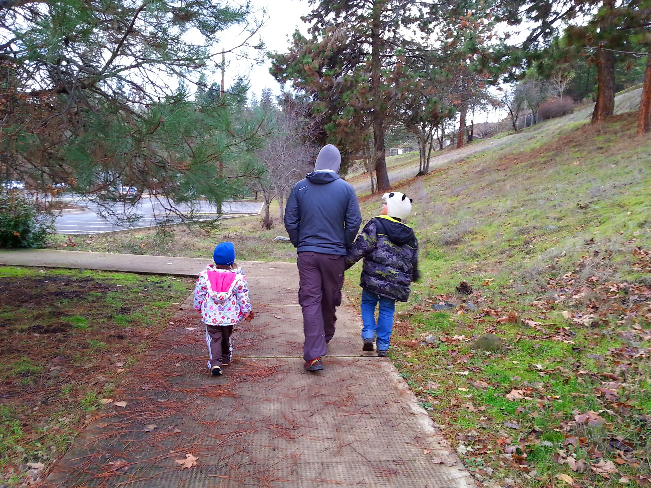 5 MORE GREAT SOUTHERN OREGON HIKES TO DO WITH KIDS