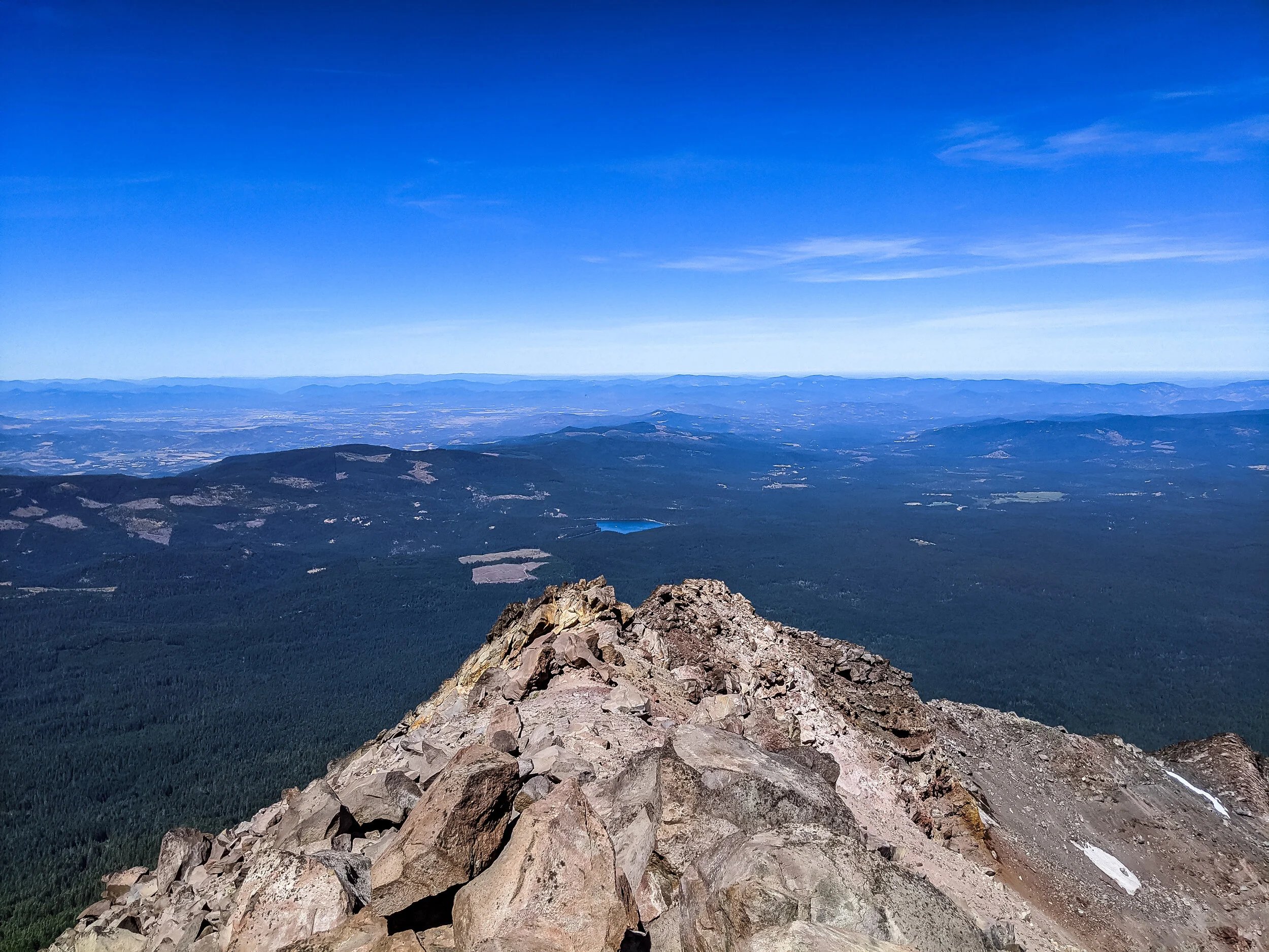 HIKING OREGON: SUMMITING MT. MCLOUGHLIN