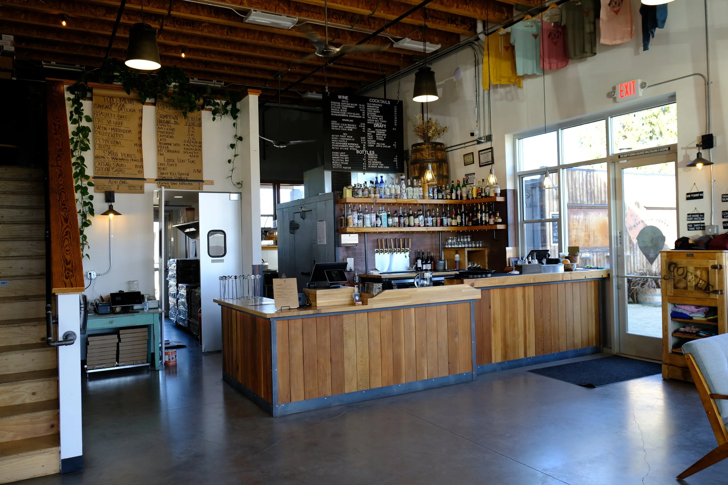 Clydes's Corner in Phoenix - Southern Oregon Eats - food - restaurants ...