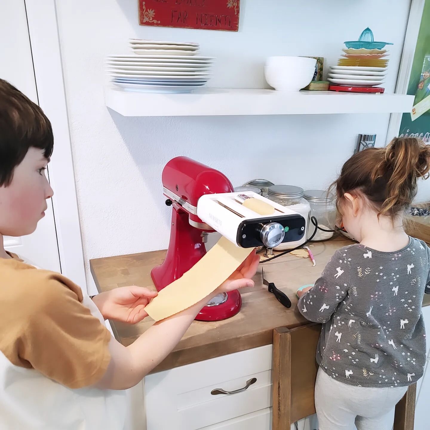 Venetian Buranelli Cookies - creative and colorful Italian Inspired ...