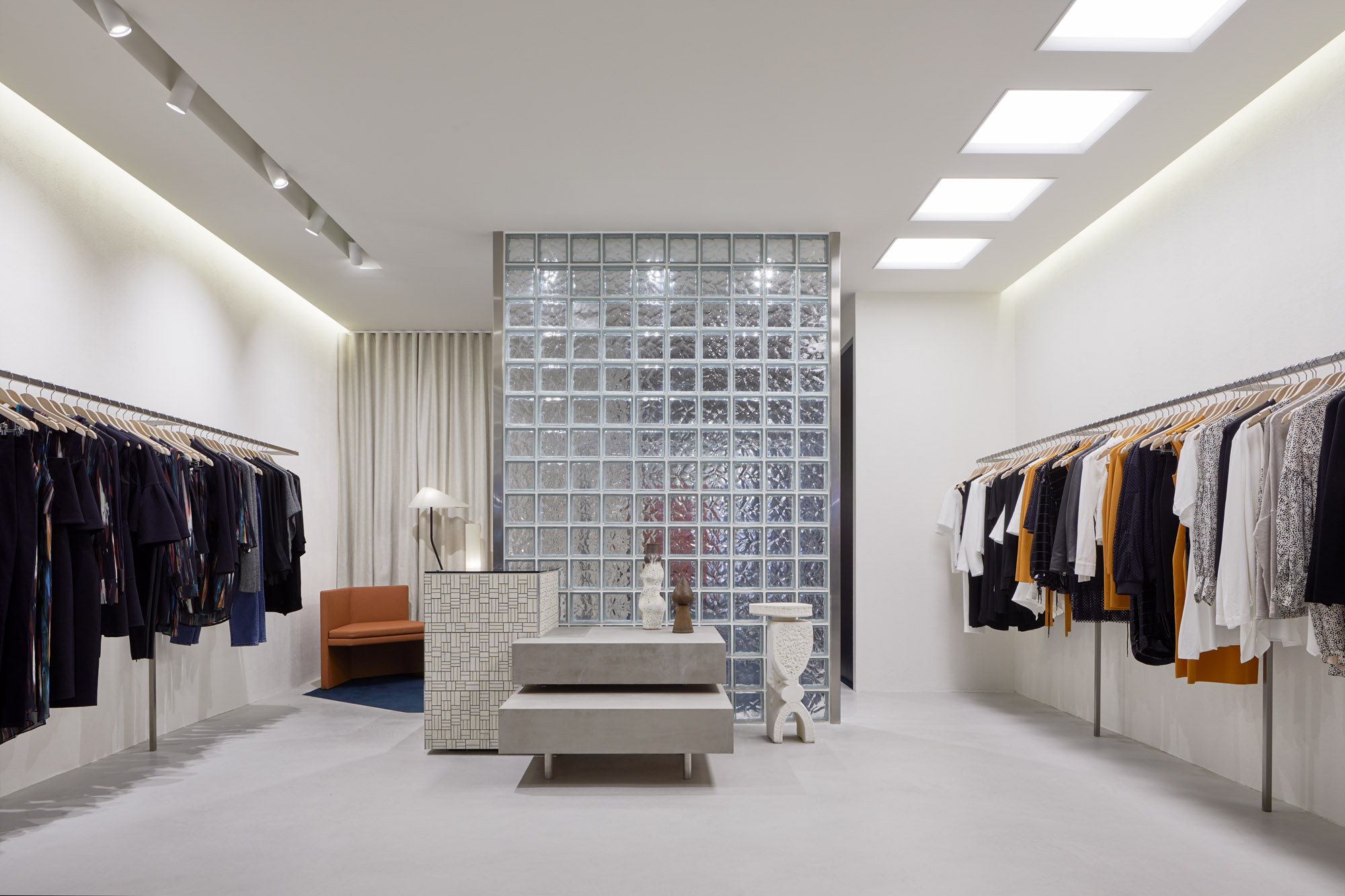 Installers of High Quality Finishes — Alt. Surfaces