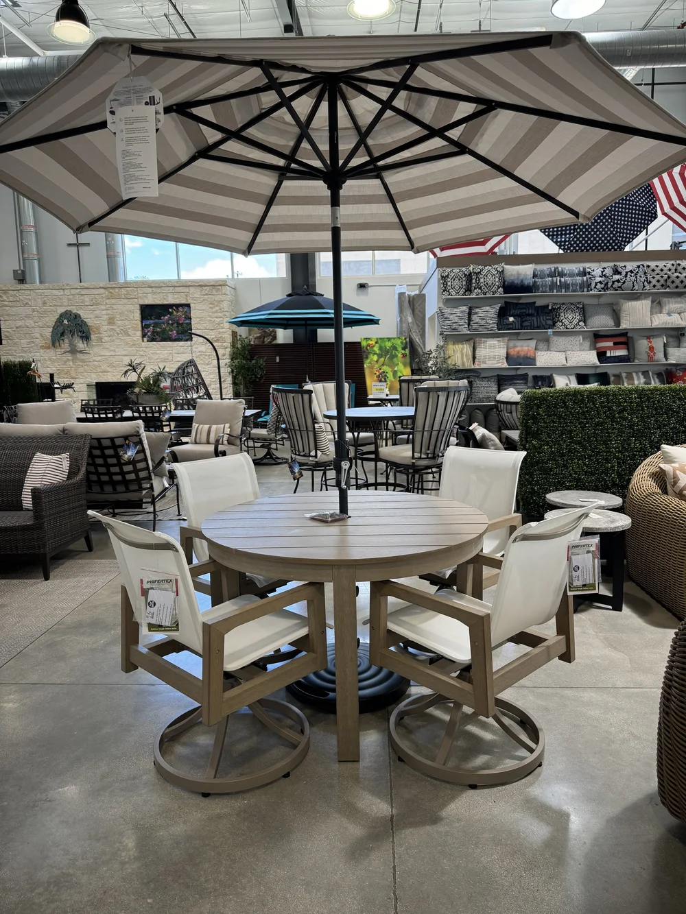 OUTDOOR DINING — Patio Furniture San Antonio | Patio Furniture Boerne ...