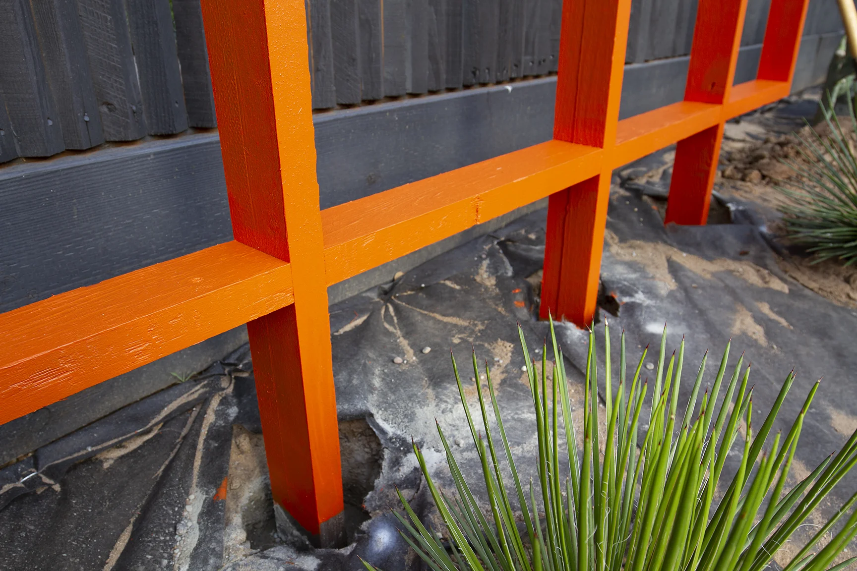 Staggered Swagger — Mid-Century Maurer