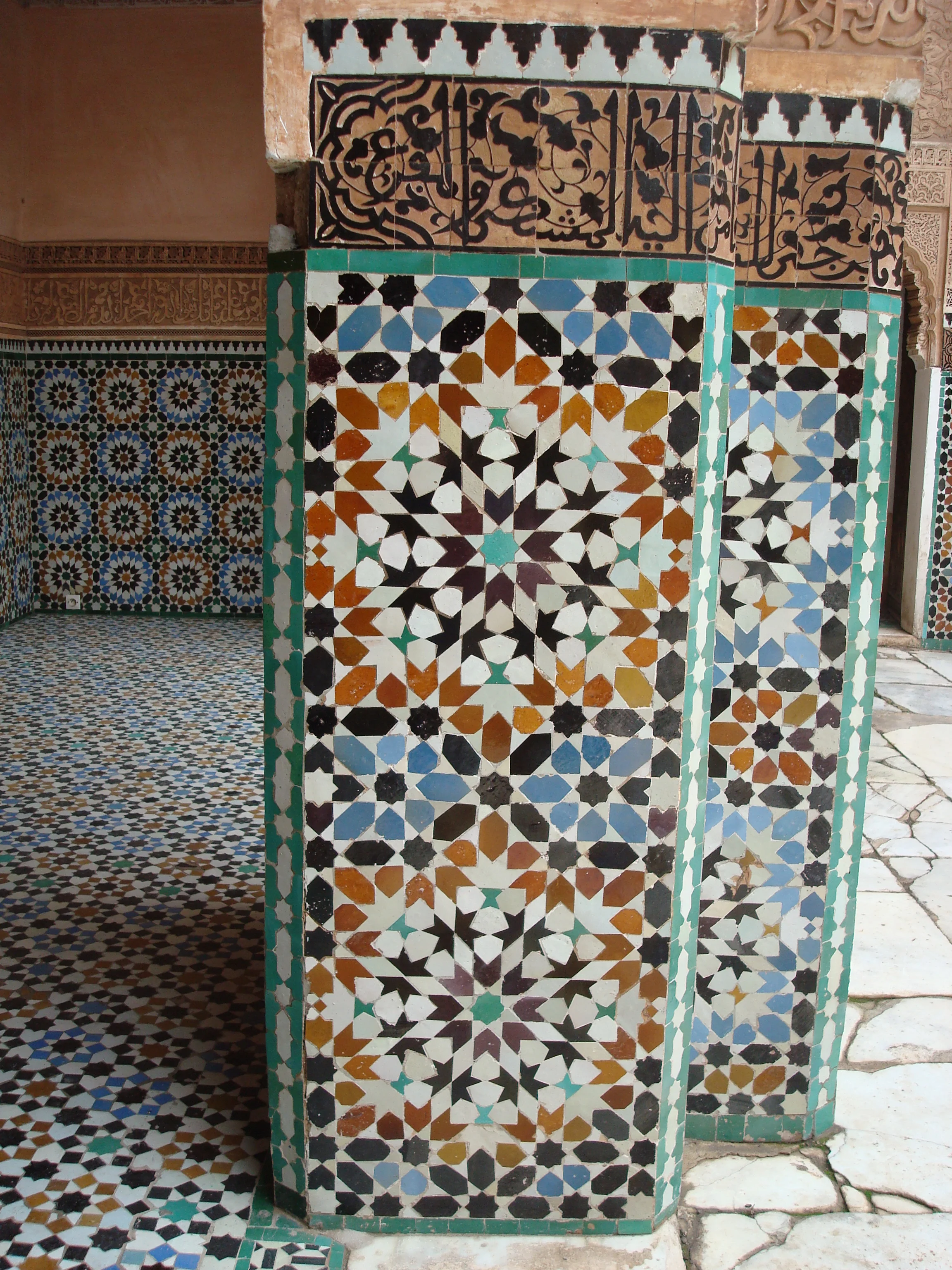 Geometric Art in Islam: A Conversation with Artist Eric Broug — Scripts ...