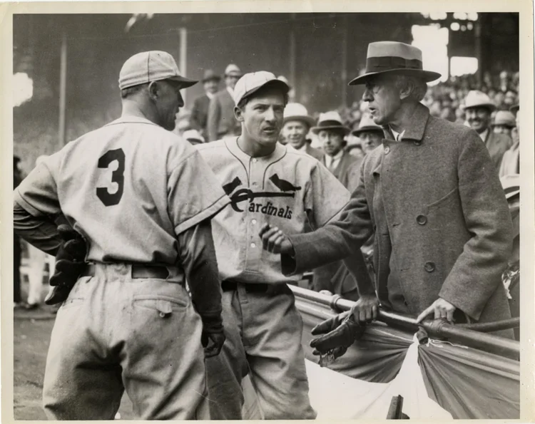 THE GASHOUSE GANG -- BASEBALL'S WACKIEST WINNERS