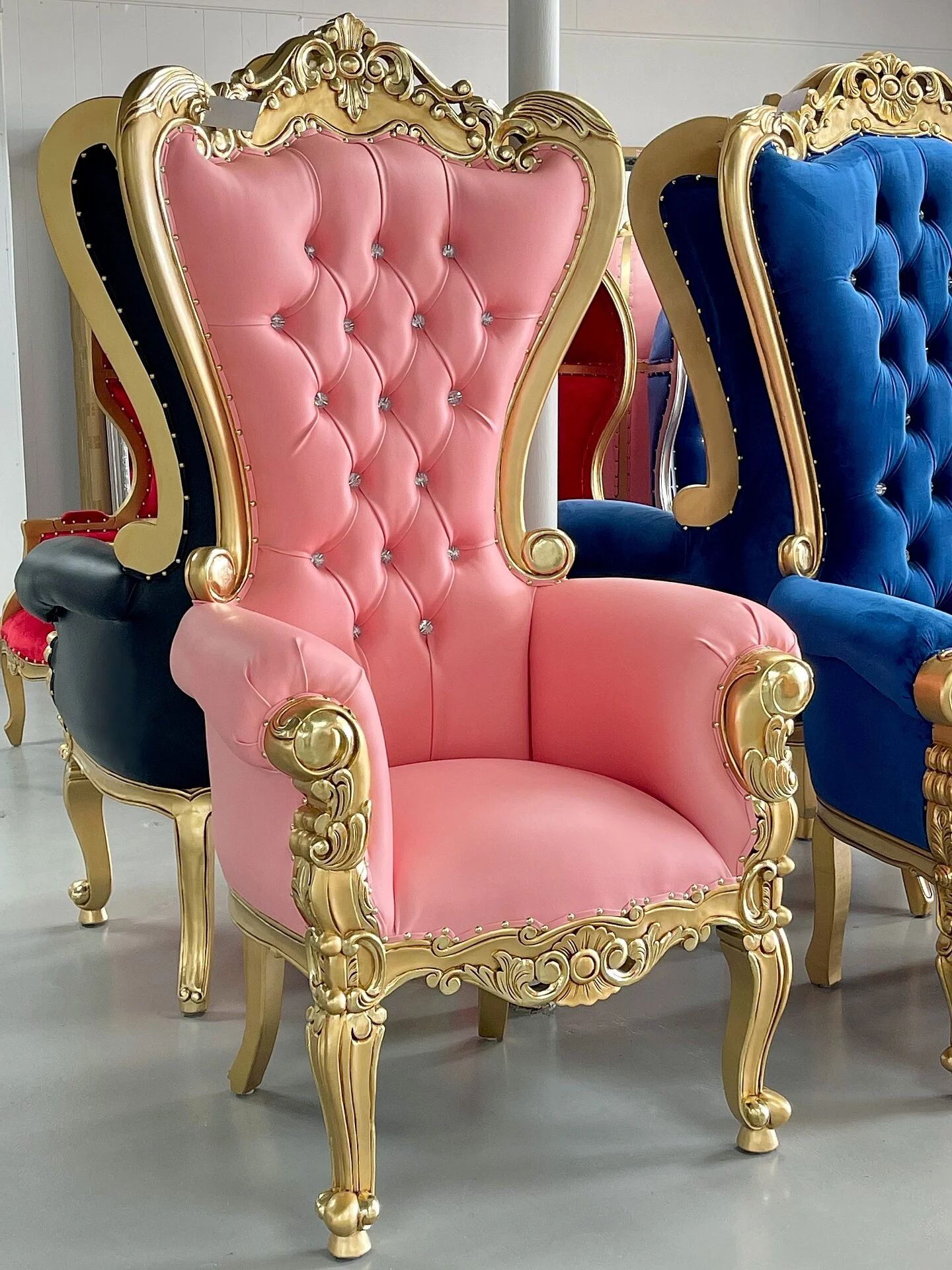 Shop Throne Chairs™ for sale • Chiseled Perfections®