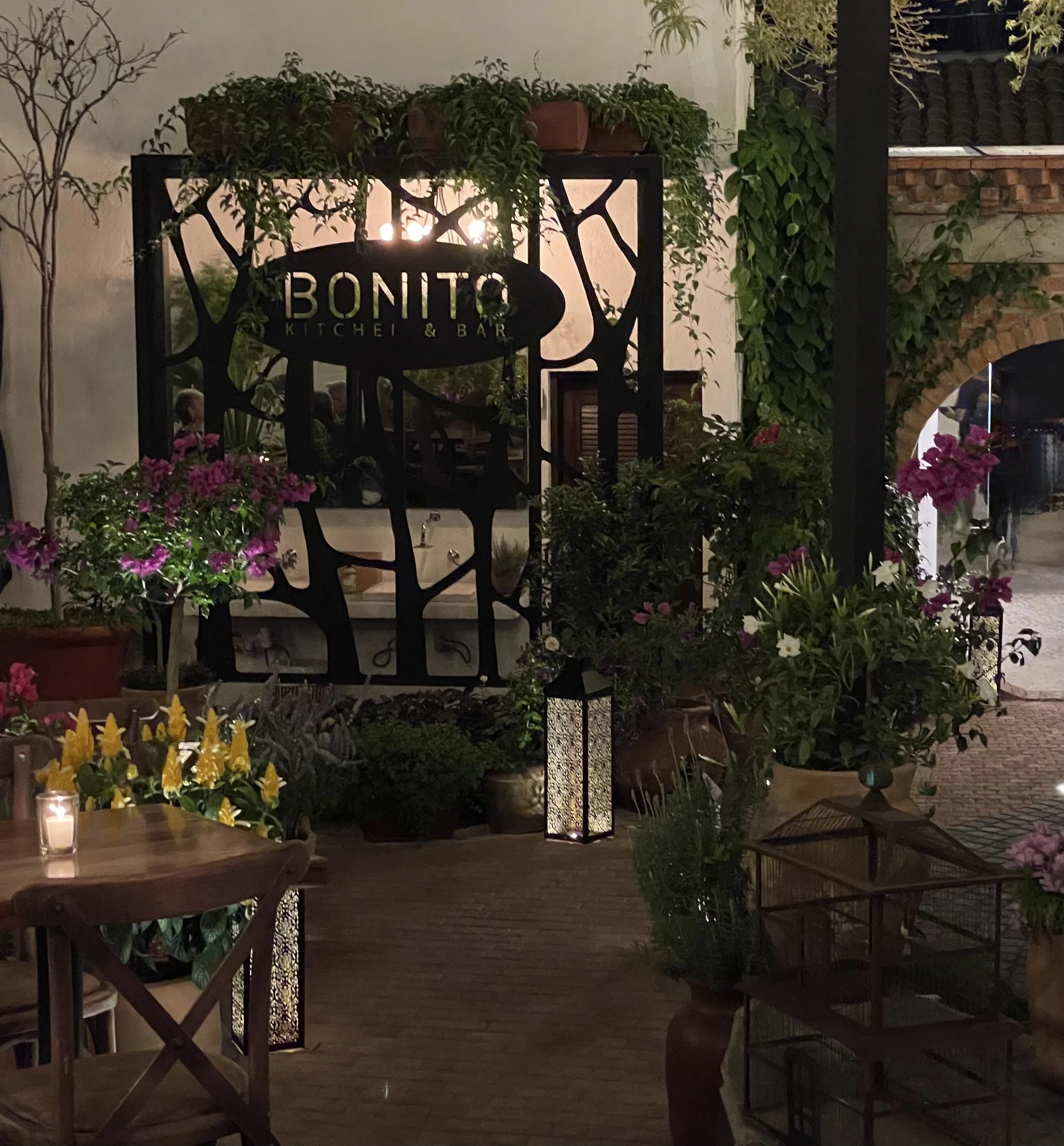 BONITO KITCHEN BAR