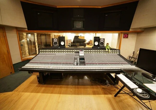 Studio West: Recording Studio & Music Production Program