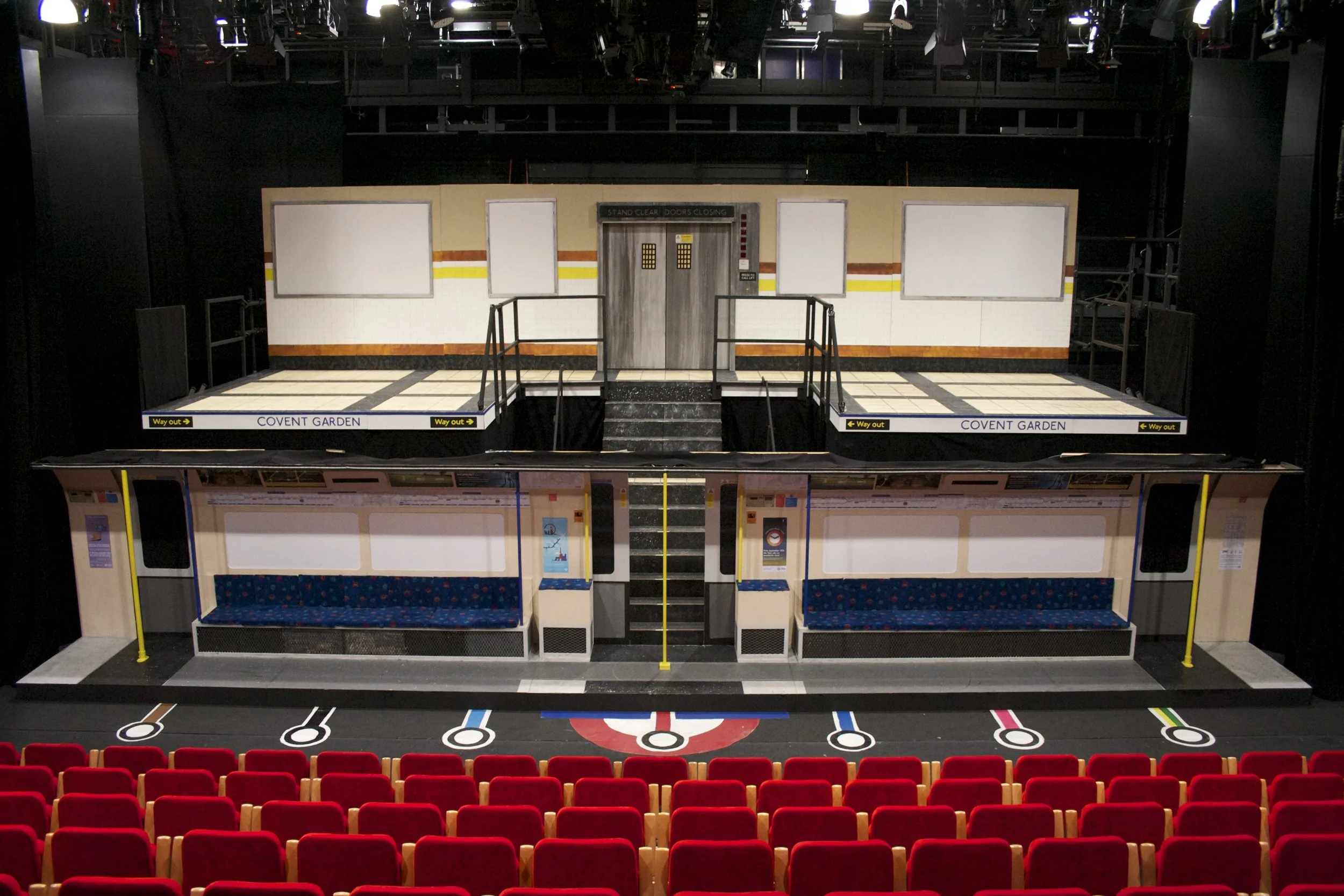 Lift — PJ McEvoy: Theatre Design