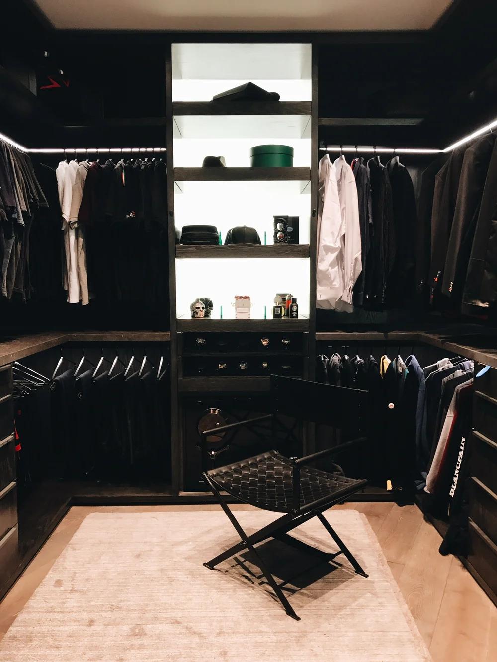 SECRET STORAGE WEAPONS — LA CLOSET DESIGN