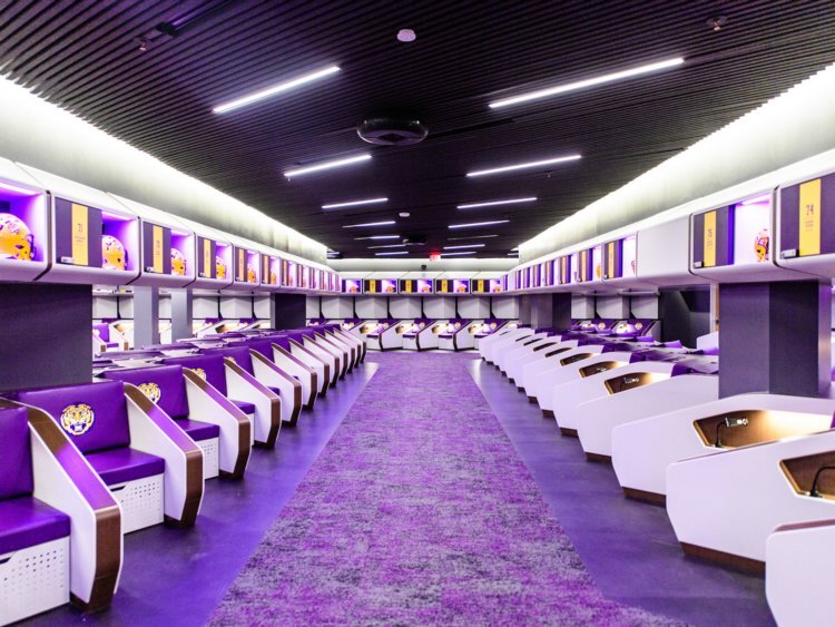 CLOSETS OF CHAMPIONS — LA CLOSET DESIGN