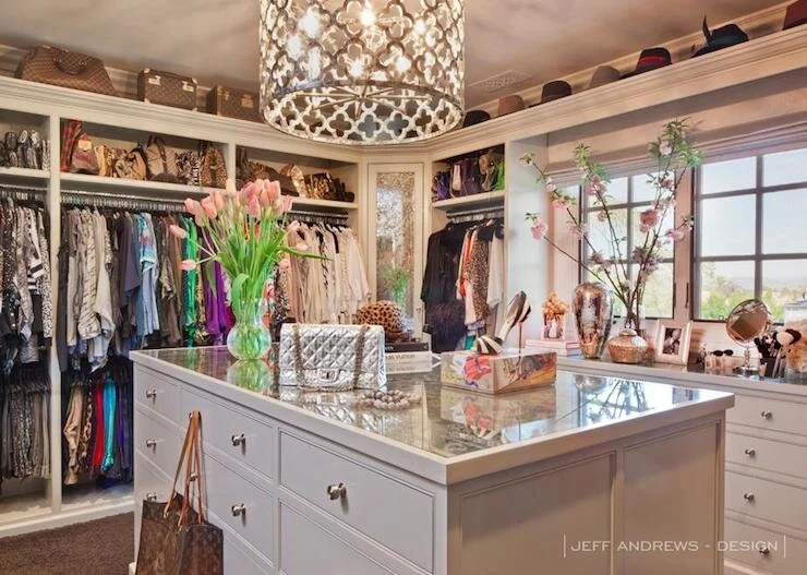 KEEPING UP WITH THE KARDASHIAN CLOSETS — LA CLOSET DESIGN