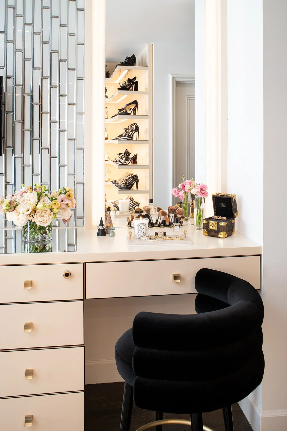 DESIGNING A DREAM VANITY — LA CLOSET DESIGN