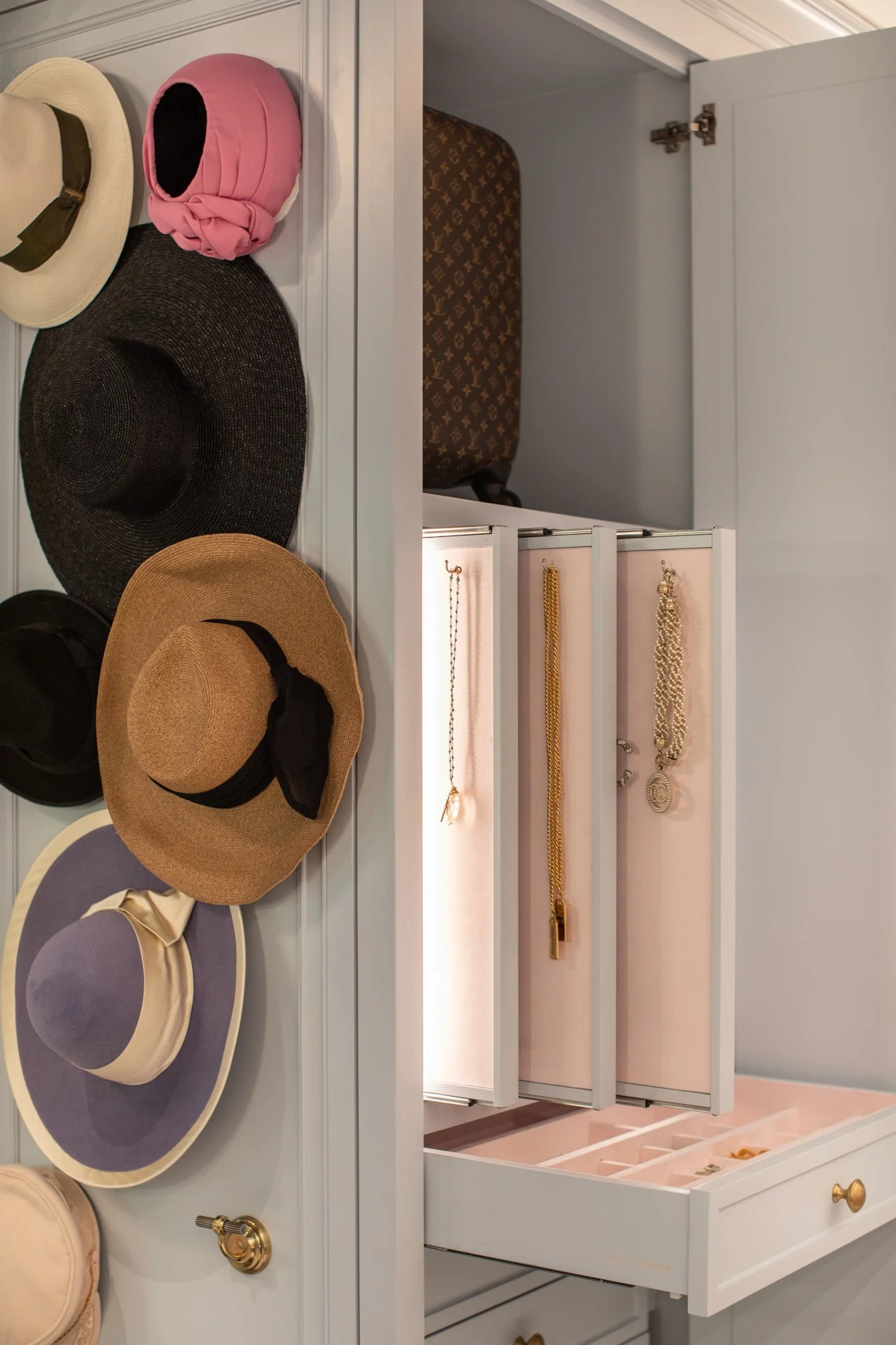 Beach Ready: Swimwear and Accessories Organization Tips — LA CLOSET DESIGN