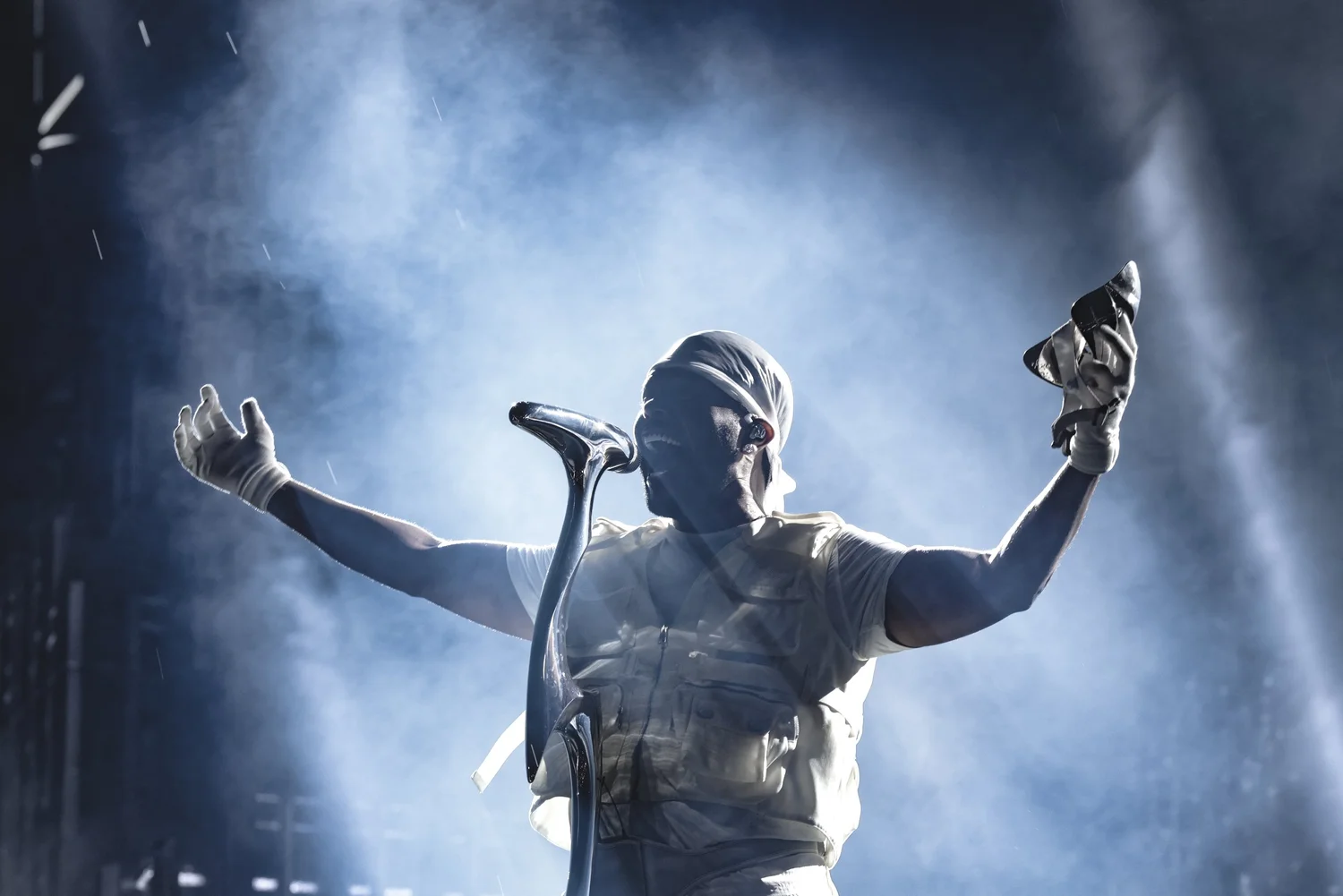 THE WEEKND BRINGS RECORD-BREAKING AFTER HOURS TIL DAWN GLOBAL STADIUM ...