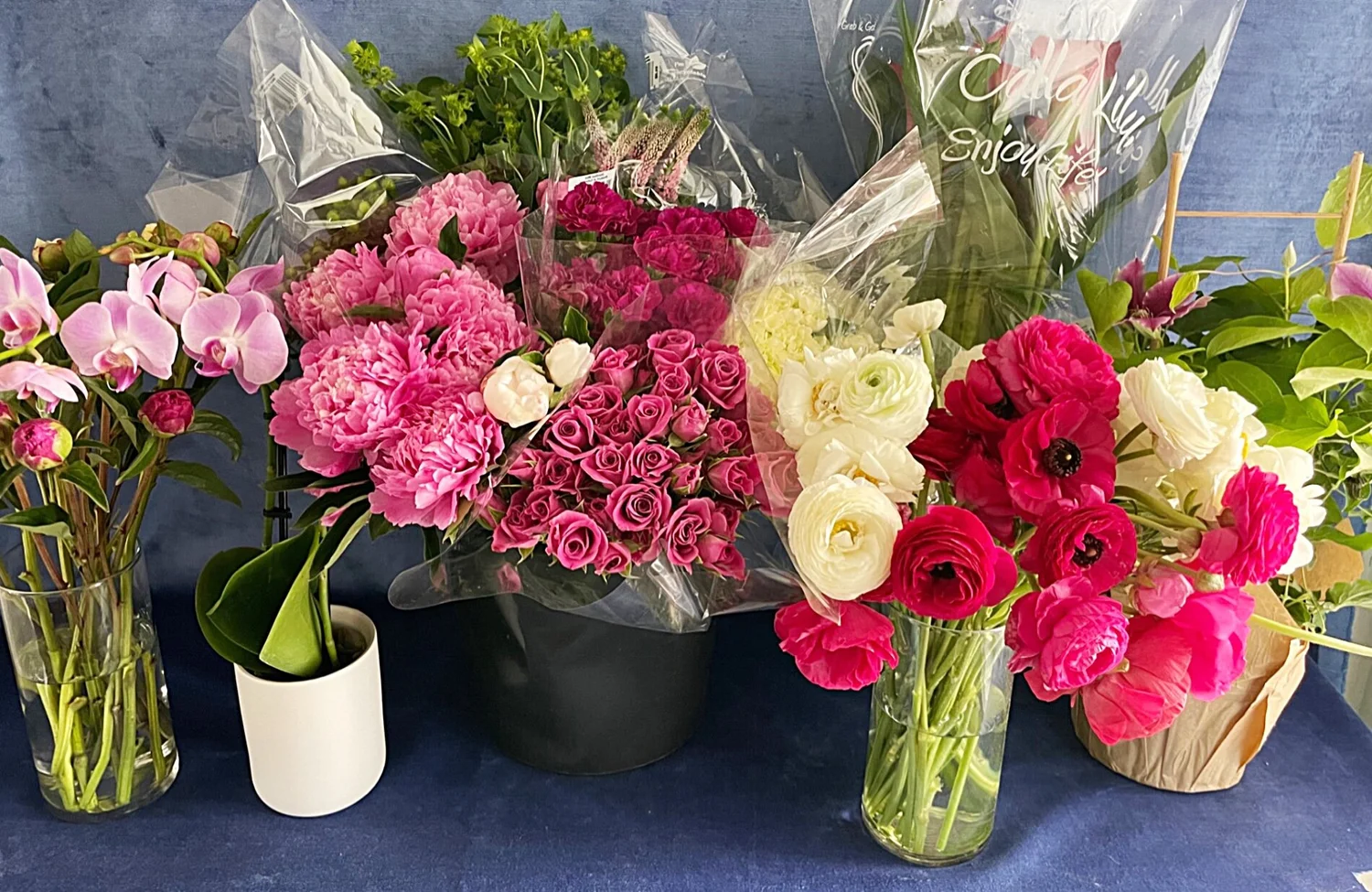 How to Design with Grocery Store Flowers — Atelier Ashley Flowers