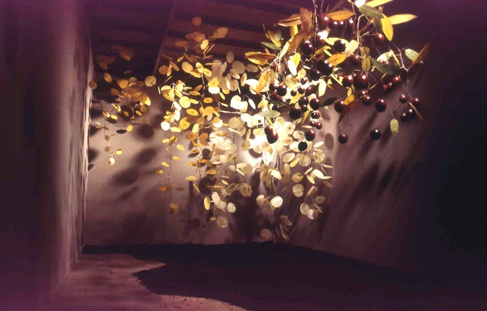 Hanging Gardens — Ming Fay 費明杰