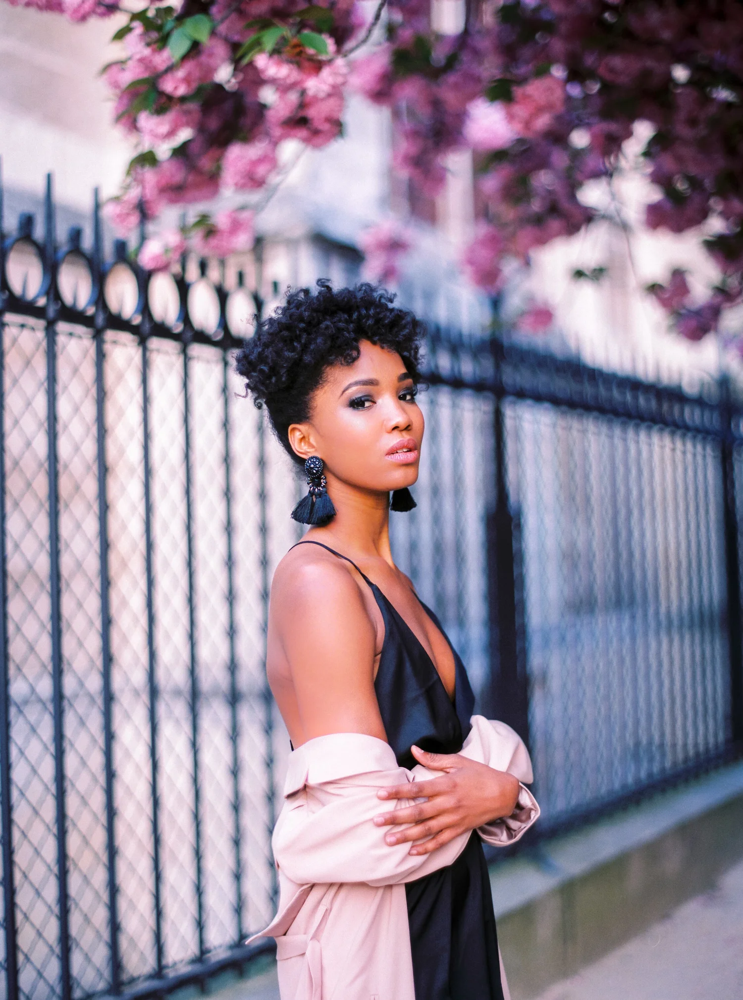 How to Make the Most of Your Makeup for Your Paris Engagement ...