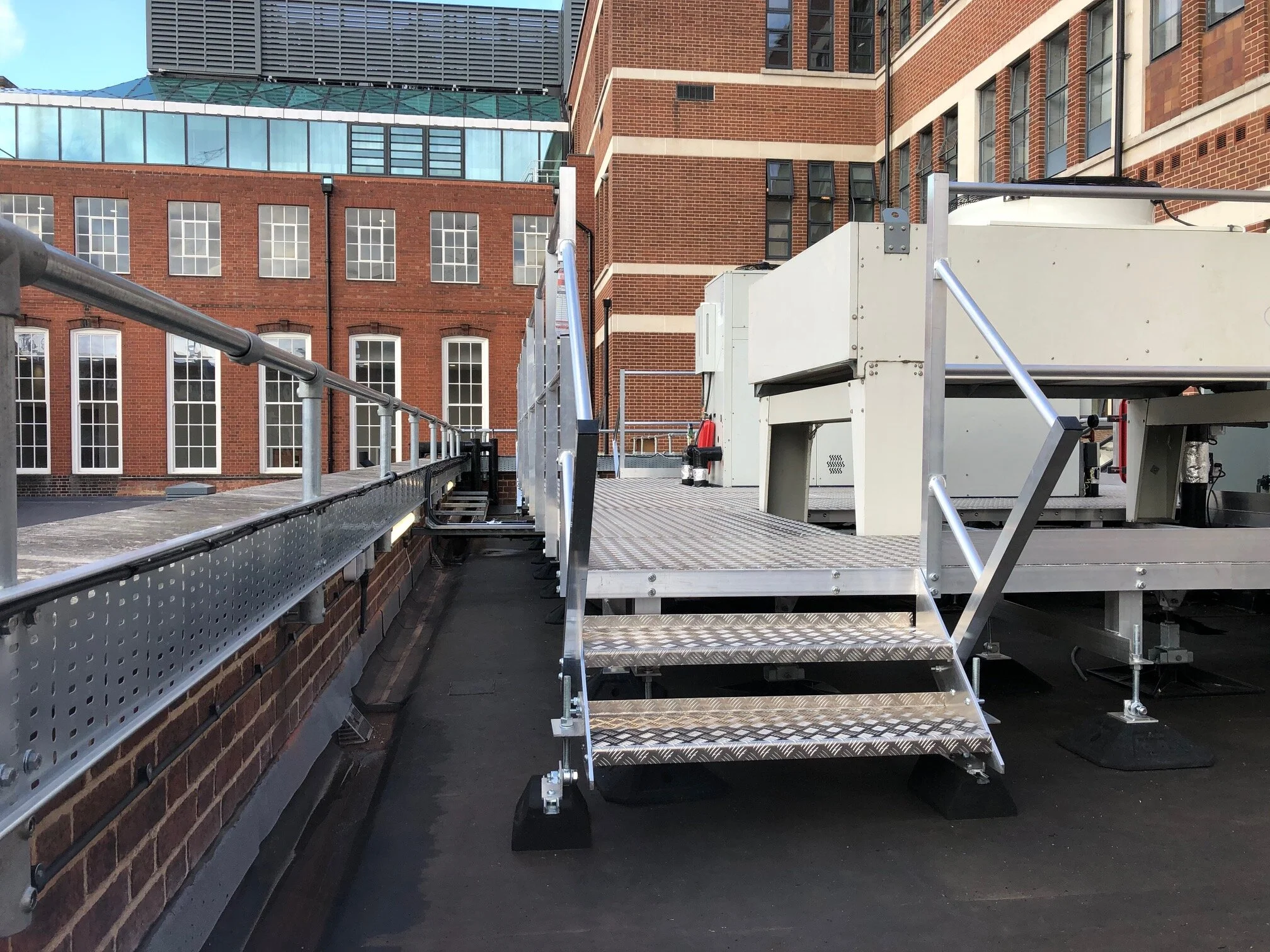 UNIVERSITY OF SHEFFIELD | BROAD LANE — Assix Construct