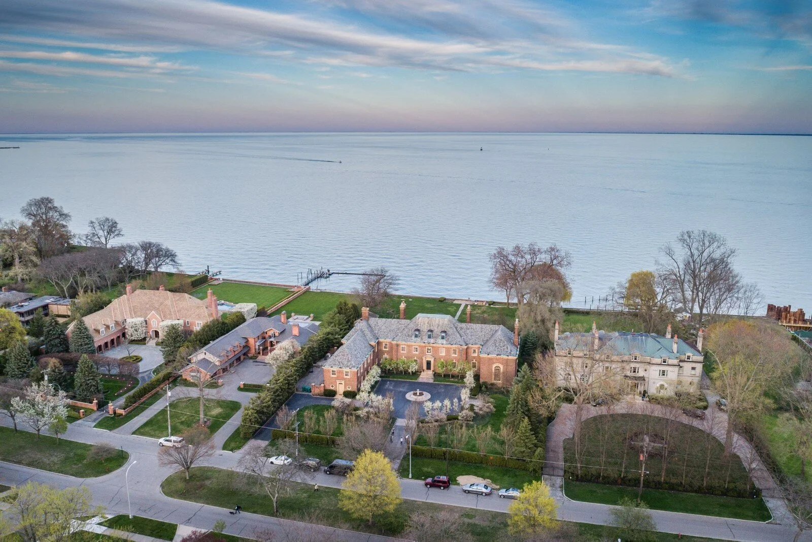 A 1920s Mansion Built In the Golden Automotive Era of Detroit — Francis ...