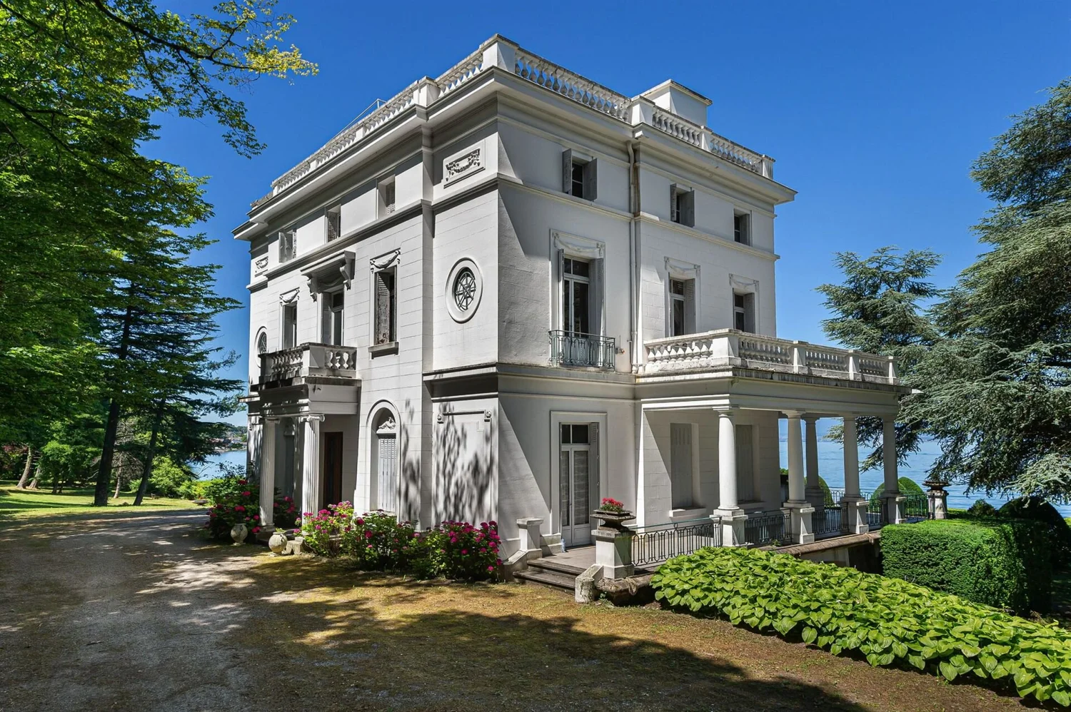 Stunning 20th Century Villa on the French Shores of Lake Geneva ...