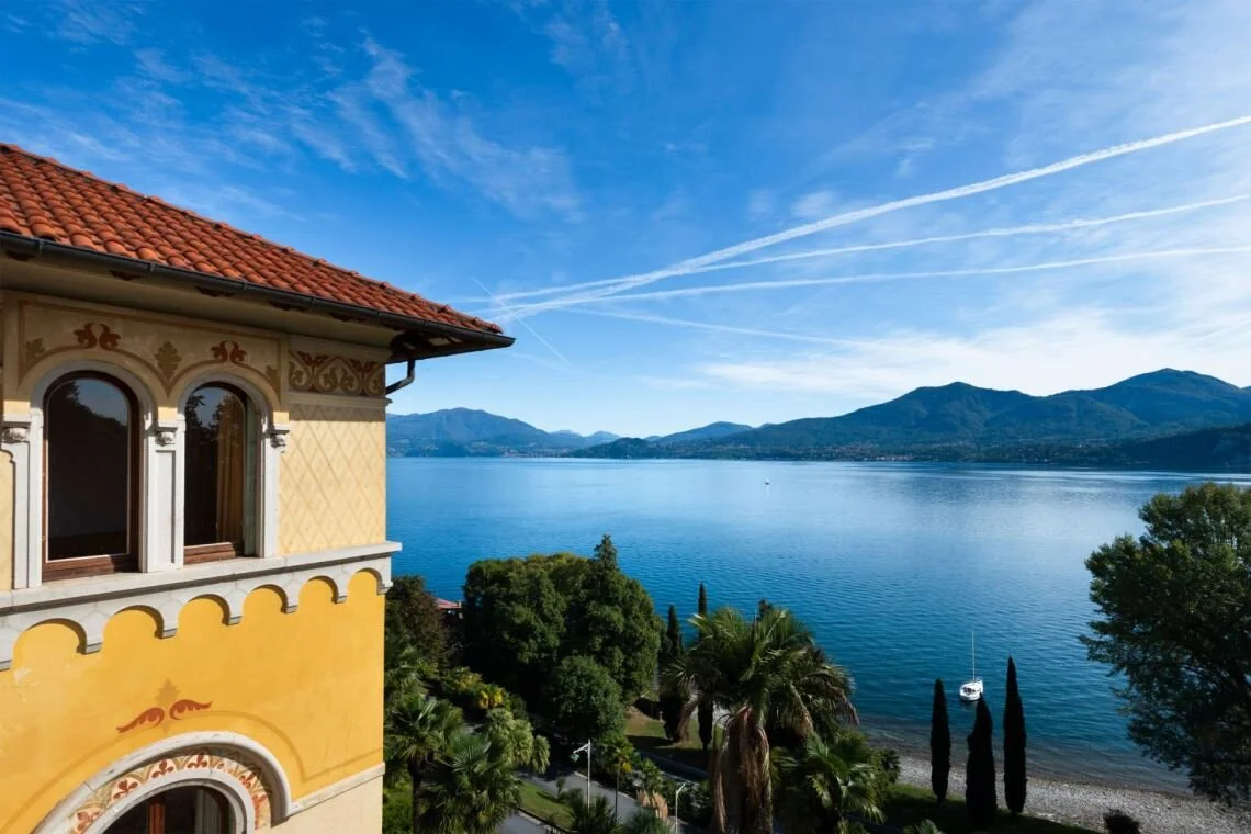 Art Nouveau Villa on Lake Maggiore — Francis York
