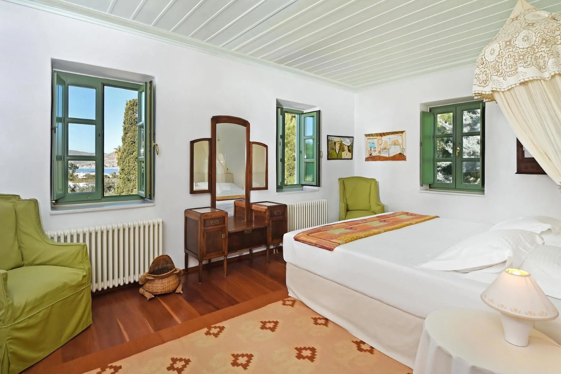 Charming Cycladic House on the Island of Paros — Francis York