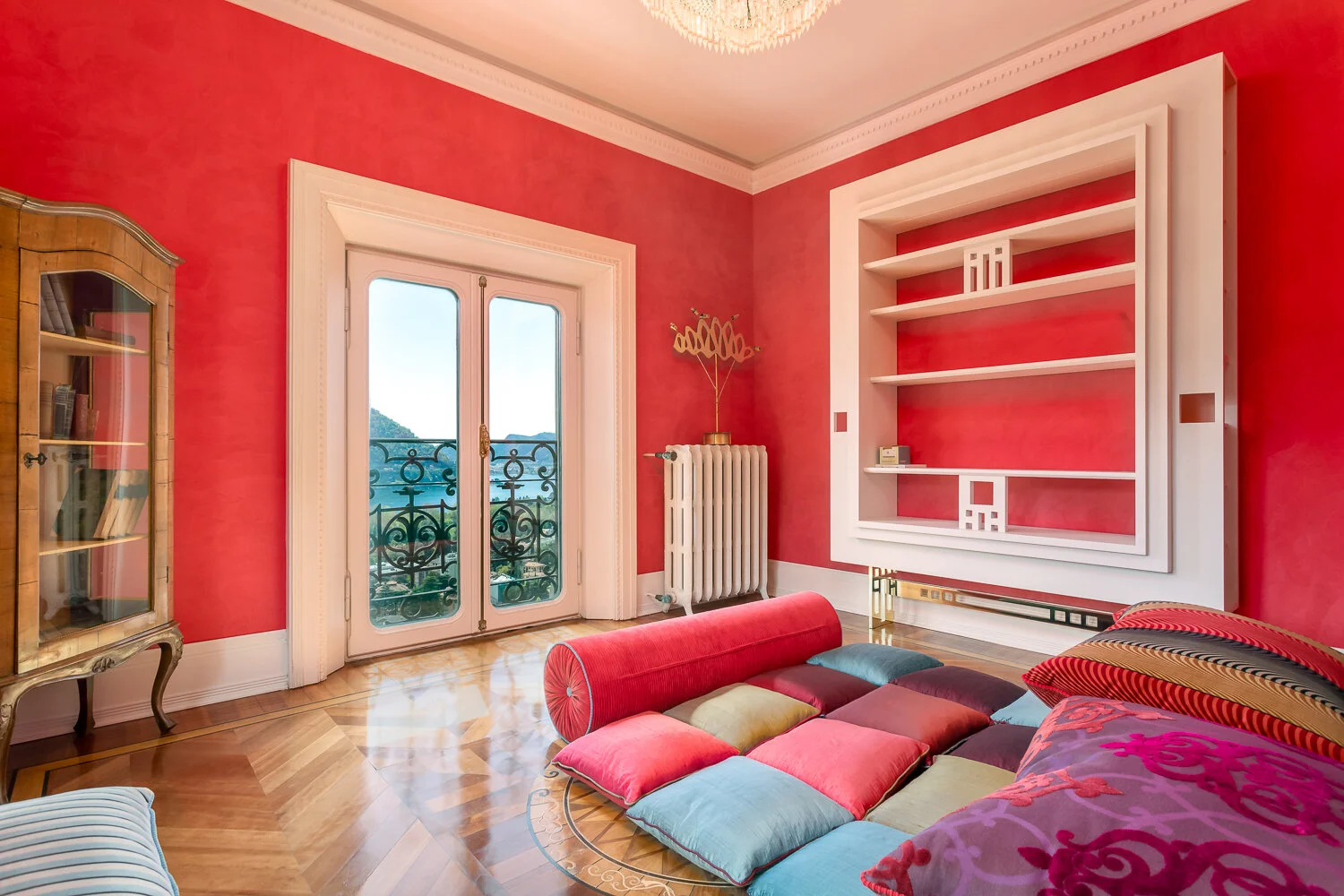 1920s Villa Overlooking Lake Como — Francis York